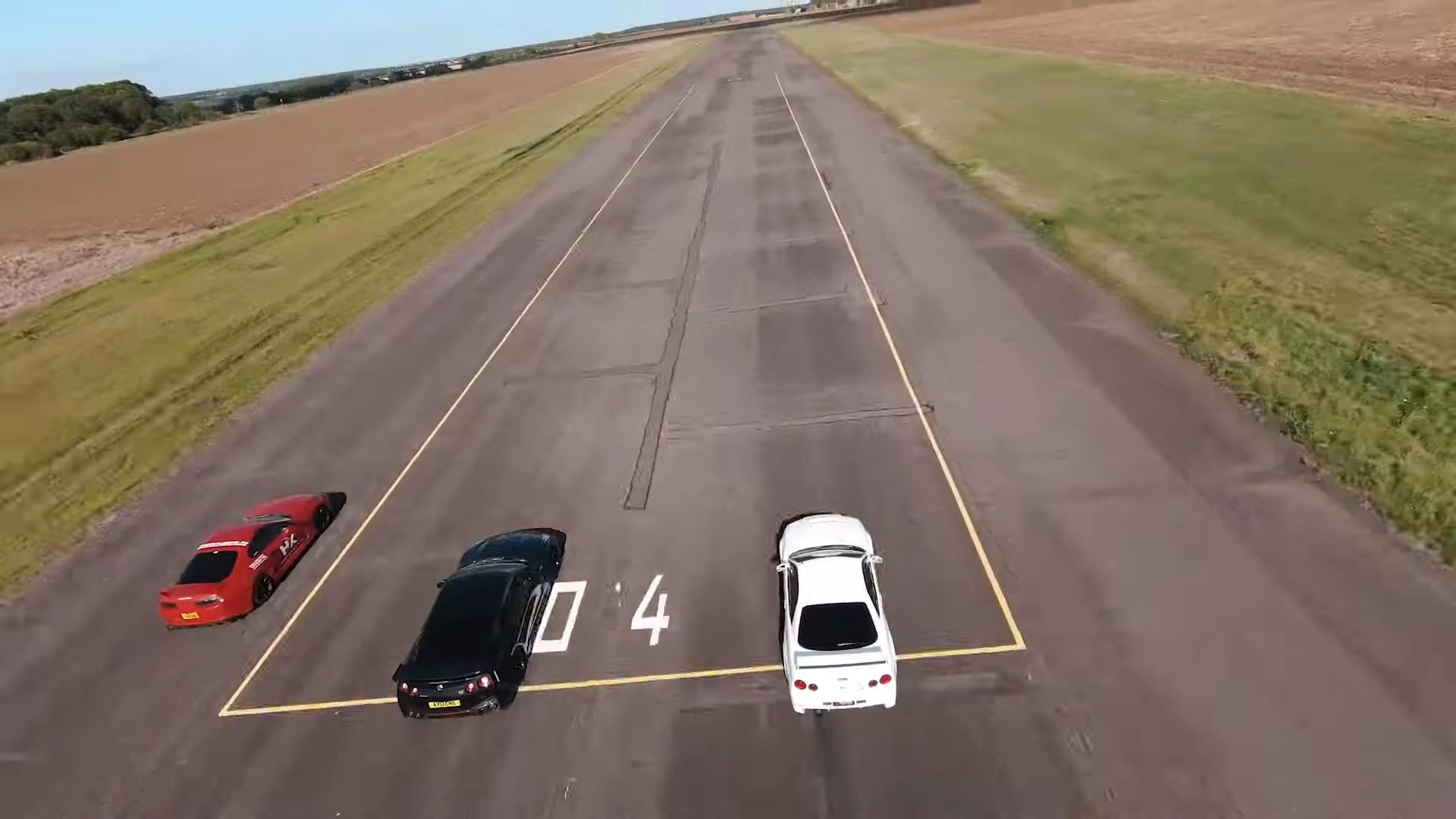 Old-School vs Modern: Watch a Stock Nissan R35 GT-R Nismo Try To Show ...