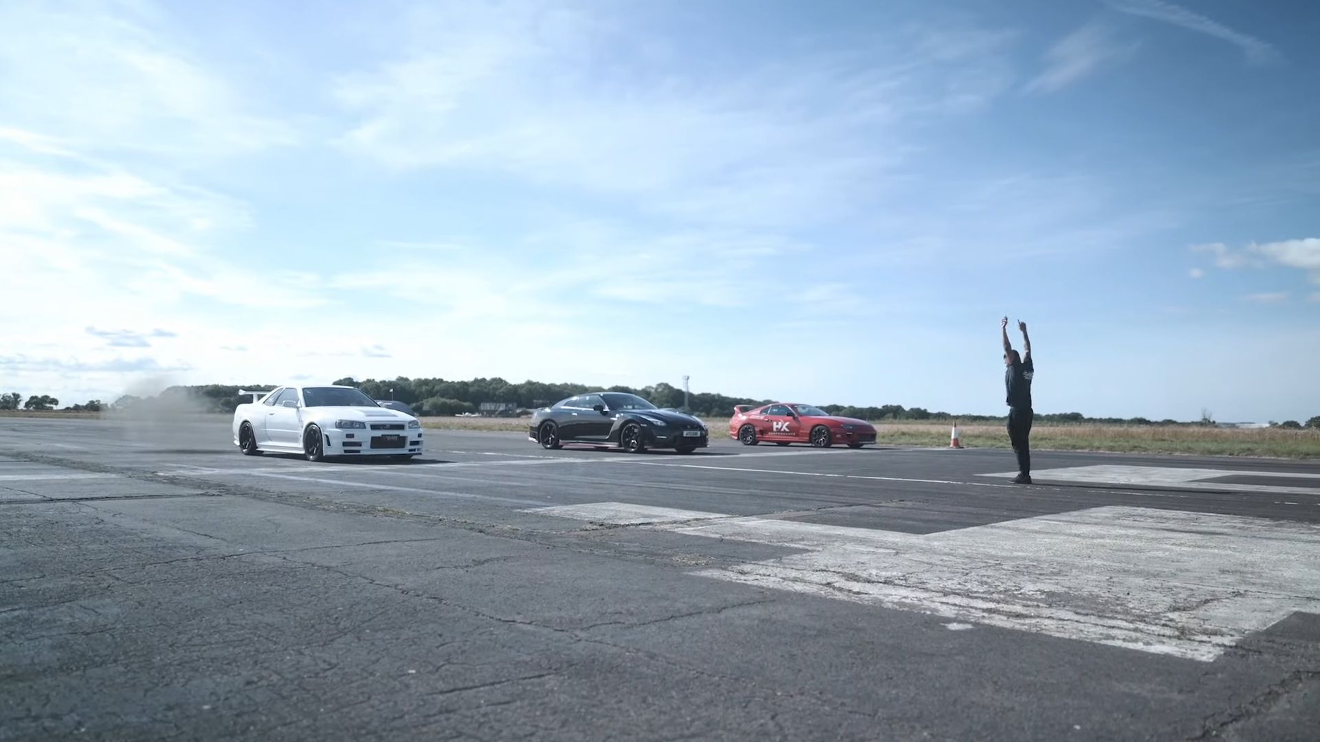 Old-School vs Modern: Watch a Stock Nissan R35 GT-R Nismo Try To Show ...