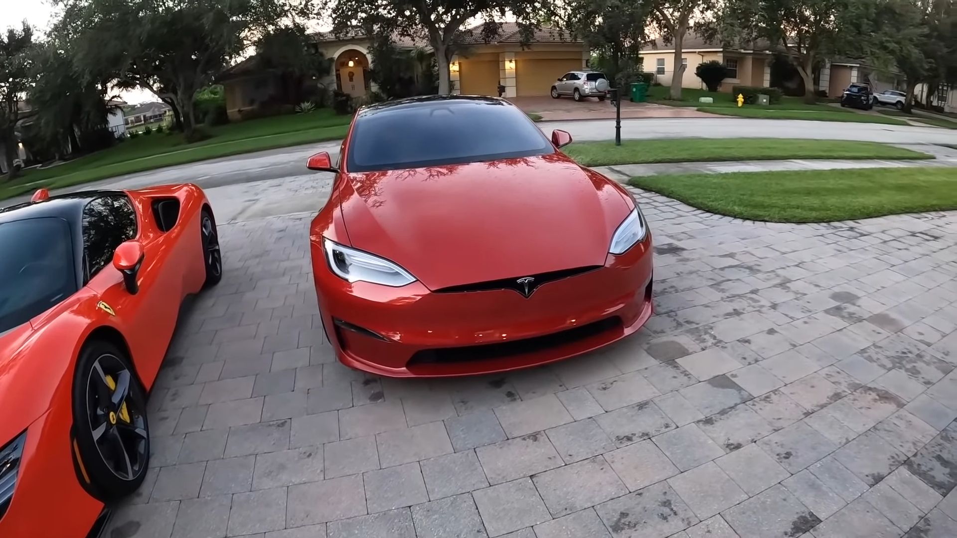 Drag Race: The Tesla Model S Plaid’s Closest Fuel-Powered Rival To Date ...