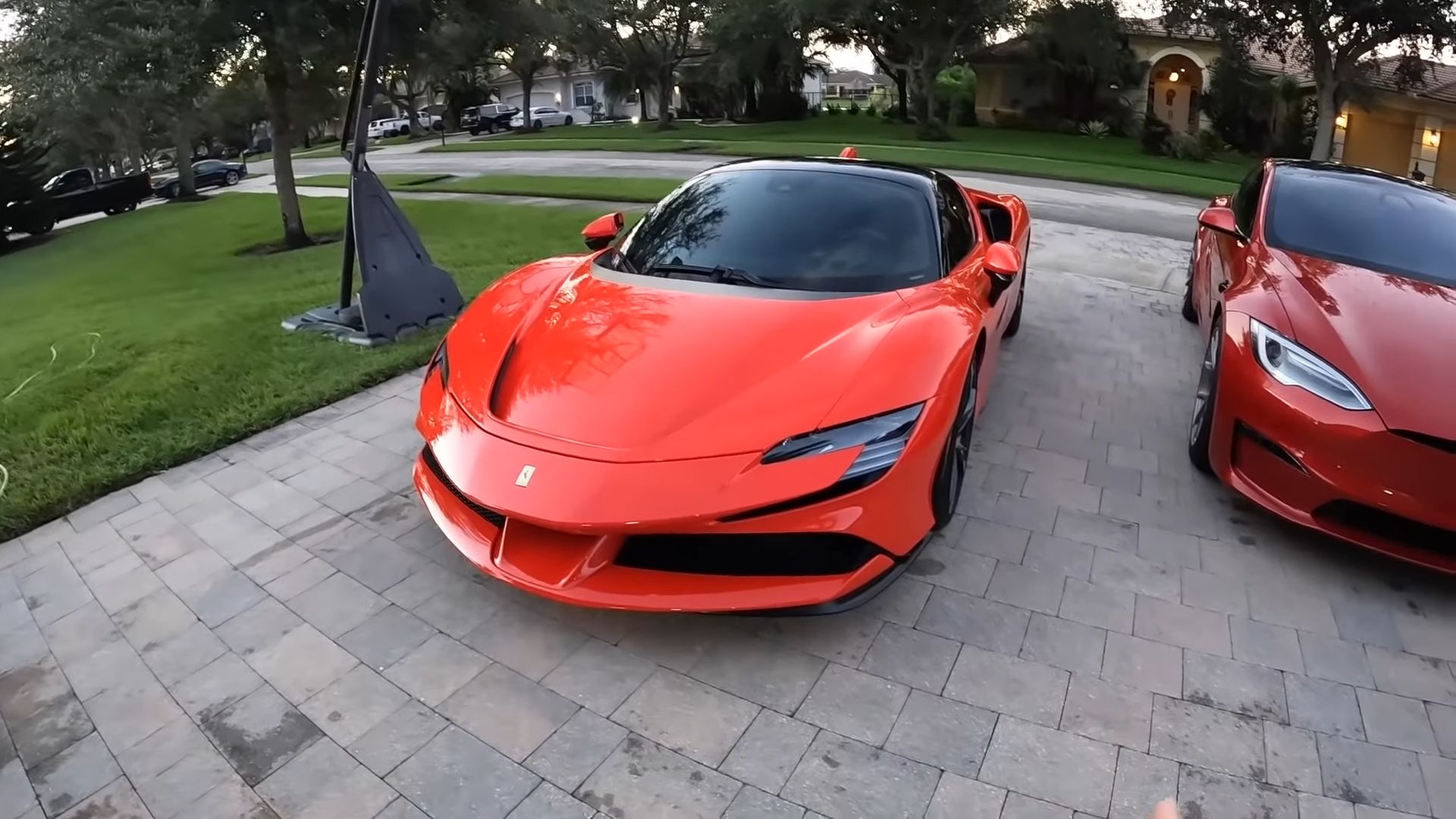 Drag Race: The Tesla Model S Plaid’s Closest Fuel-Powered Rival To Date ...