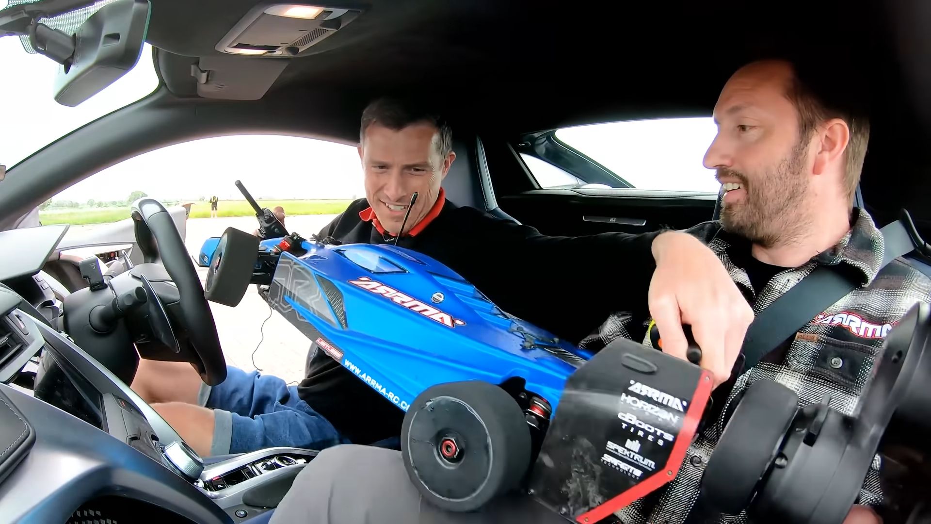 This Ridiculously Quick Radio Control Car Defeated An F1 Car And A ...