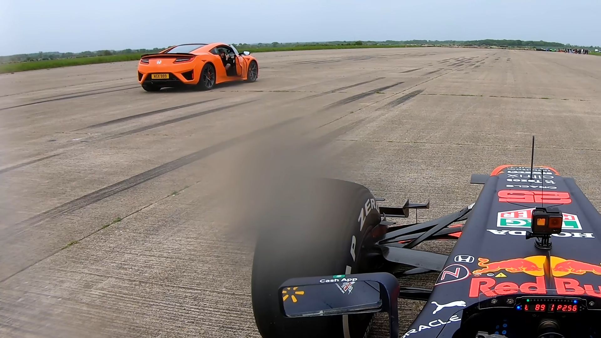 This Ridiculously Quick Radio Control Car Defeated An F1 Car And A ...