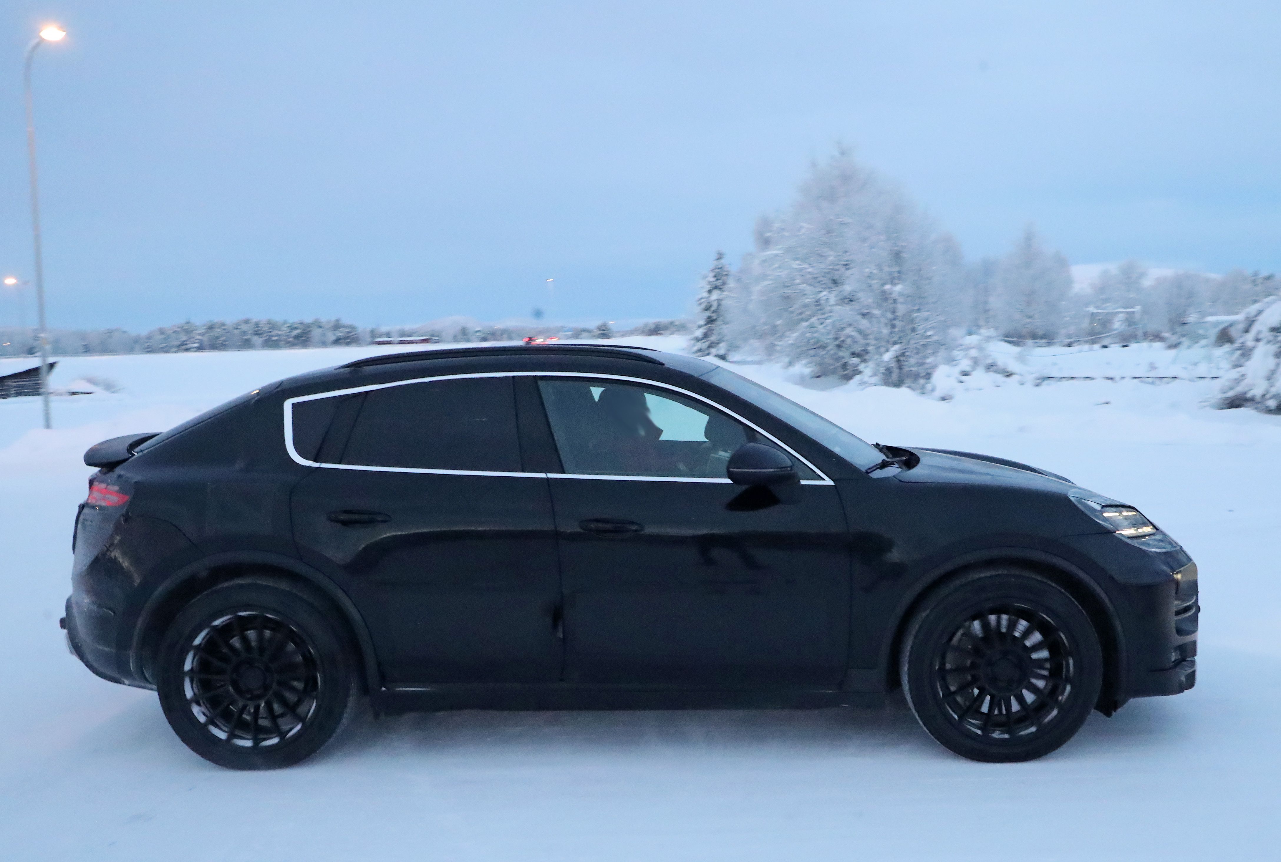 2023 Porsche Macan EV