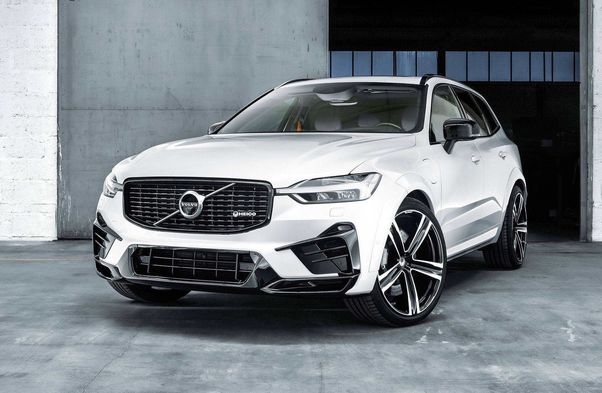 Refreshed Volvo XC60 Glows Up With New Heico Sportiv Body Kit