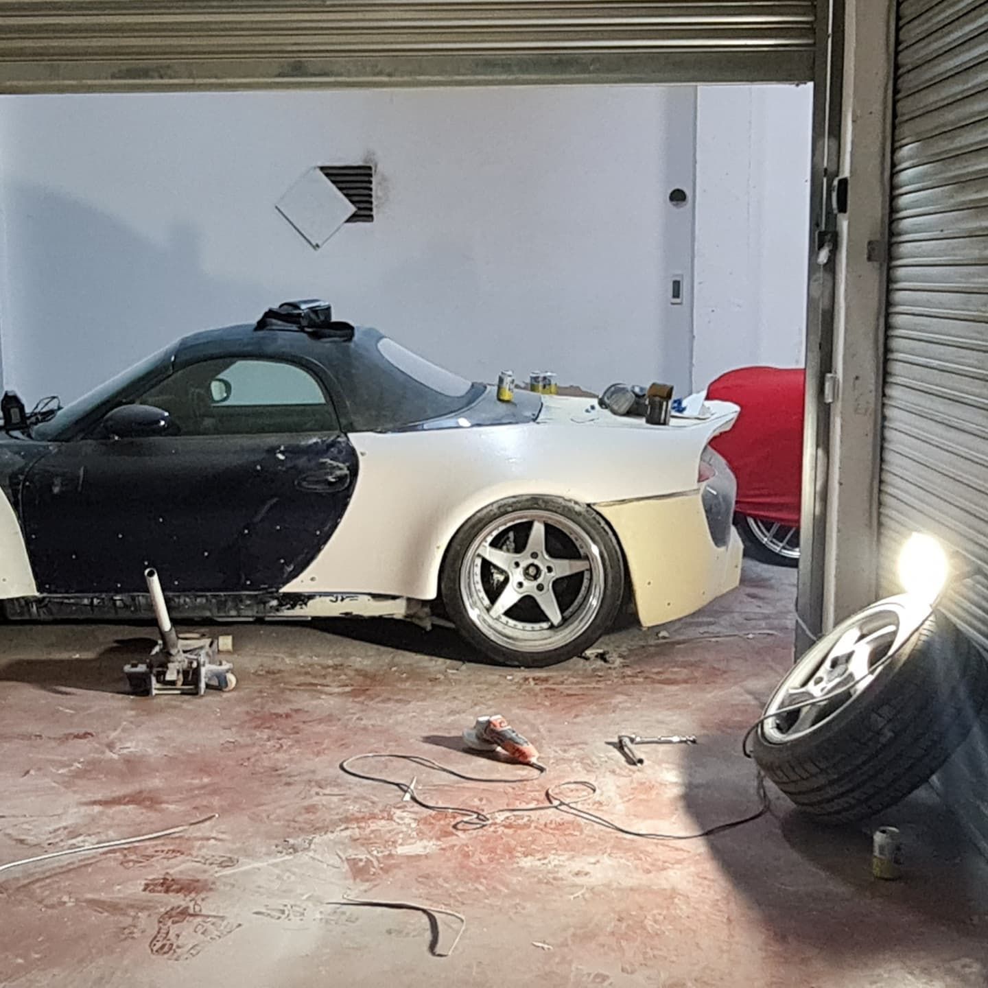 You can make a cheap Porsche look insanely expensive with this body kit.