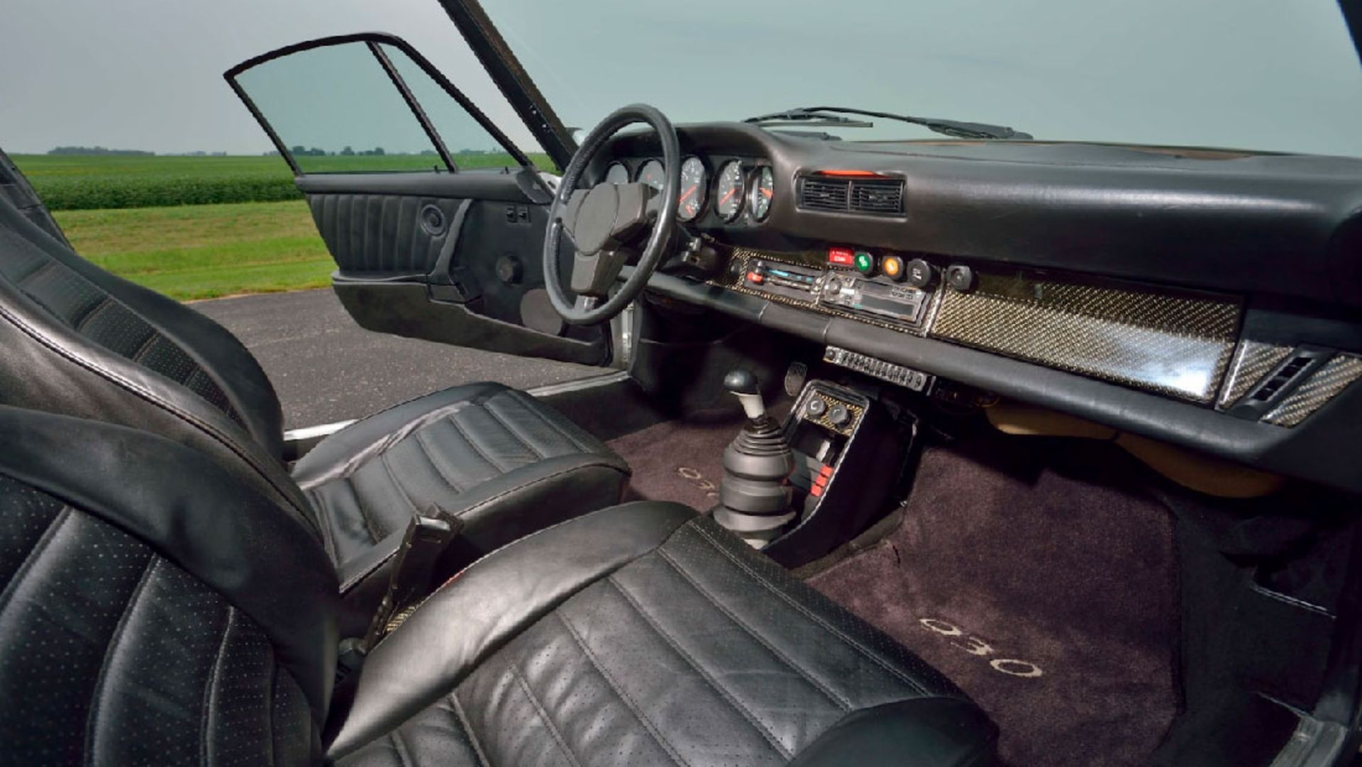 Porsche 911 Turbo (930) - The Widowmaker That Started The Turbocharging ...