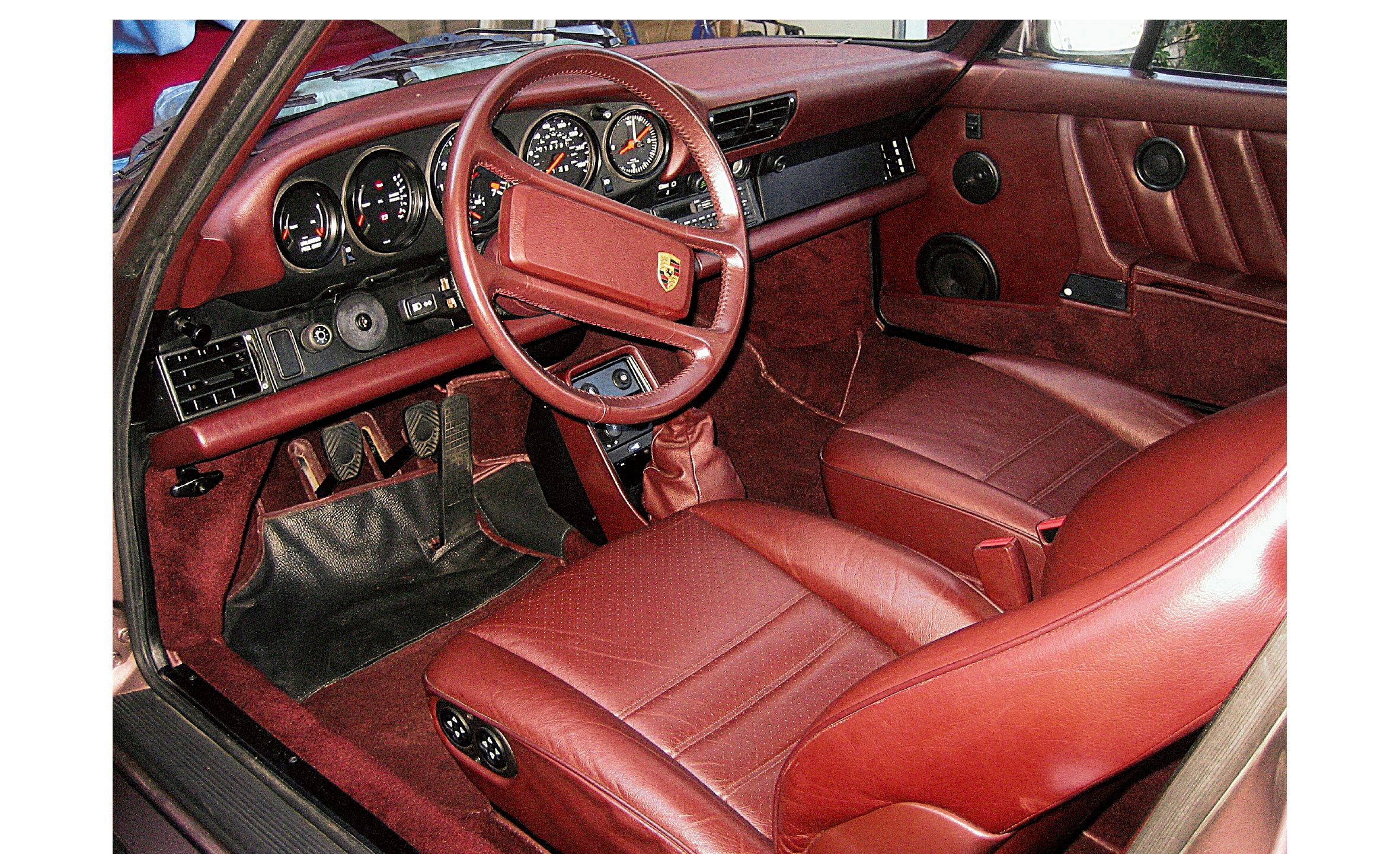 Porsche 911 Turbo (930) - The Widowmaker That Started The Turbocharging ...