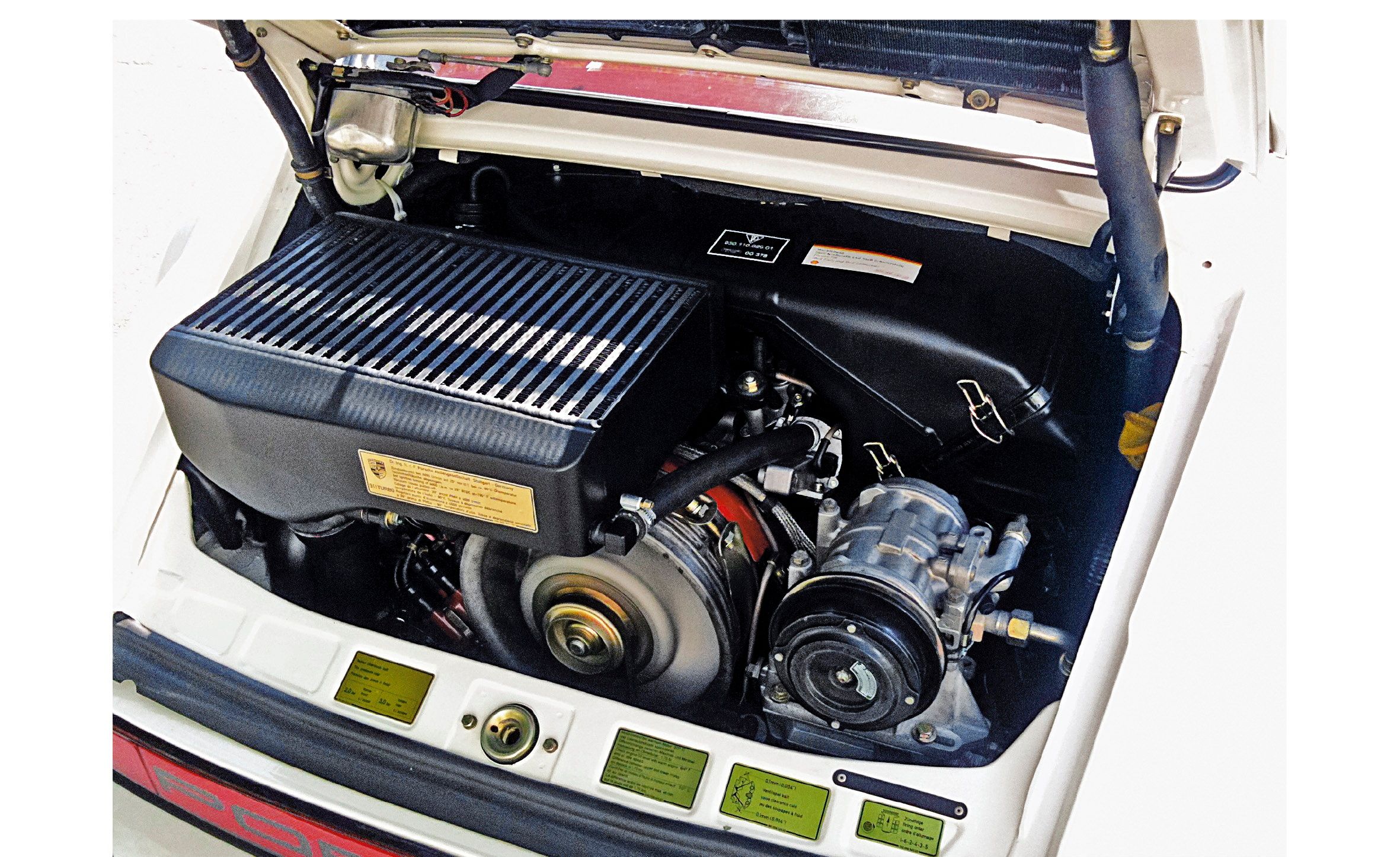 Porsche 911 Turbo (930) - The Widowmaker That Started The Turbocharging ...