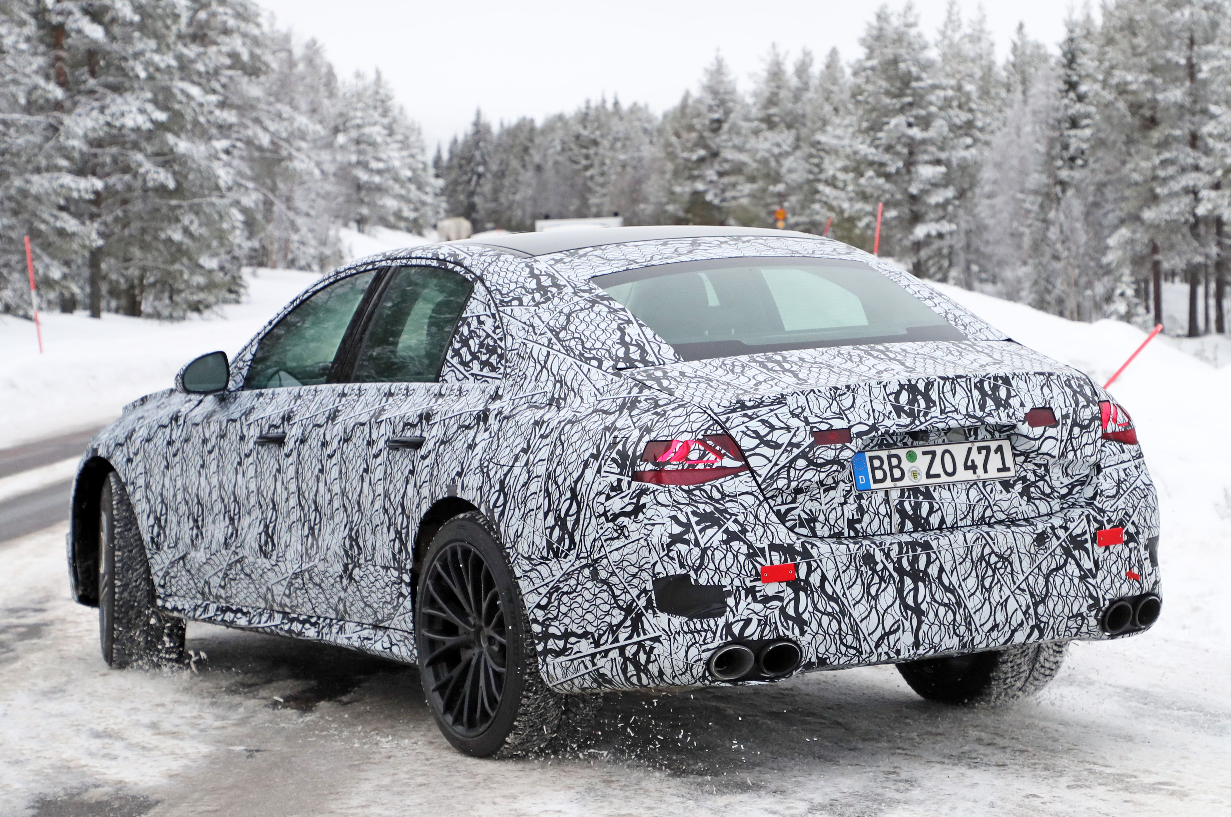 The 2023 Mercedes AMG E53e Hybrid Decides To Grace Us With its Presence ...