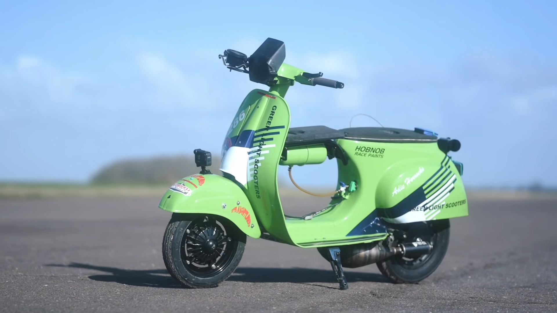 Drag Race: Watch This 43-HP Vespa Punch Well Above Its Weight Against A ...