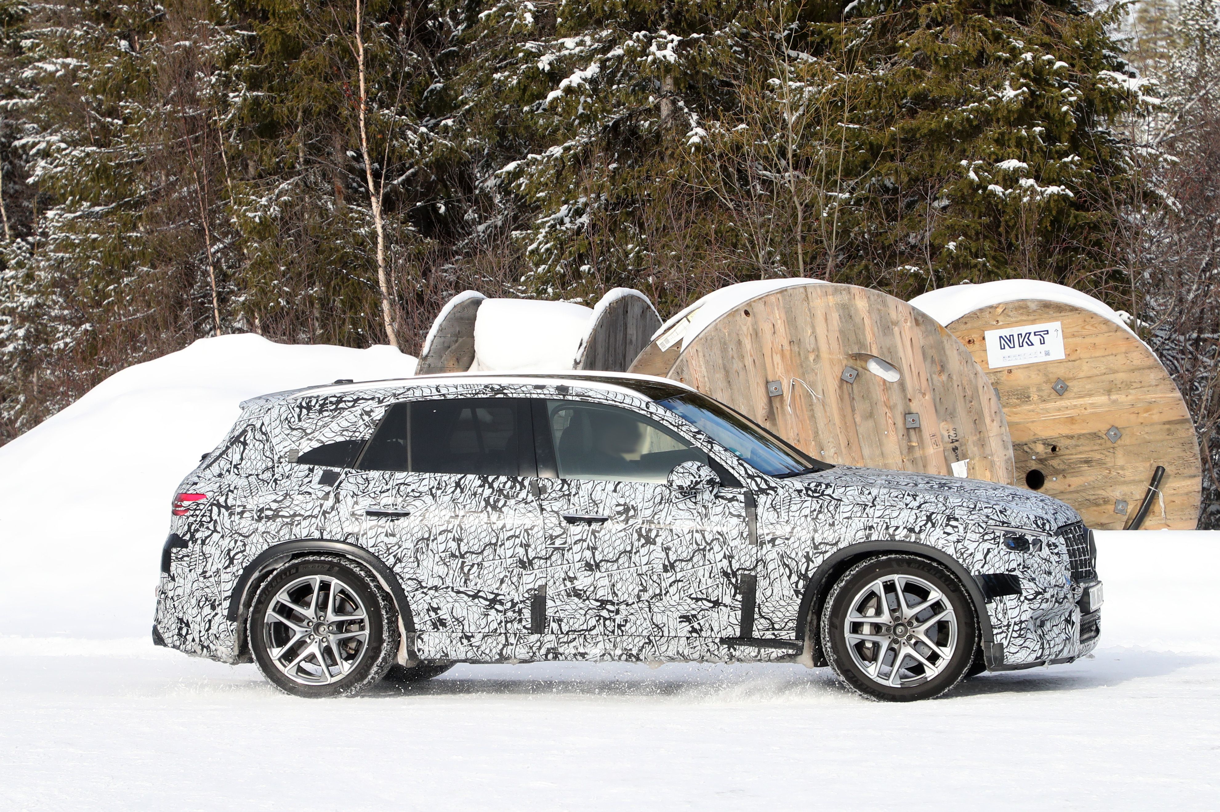 Mercedes-AMG GLC 43/53 Spied Playing In The Snow