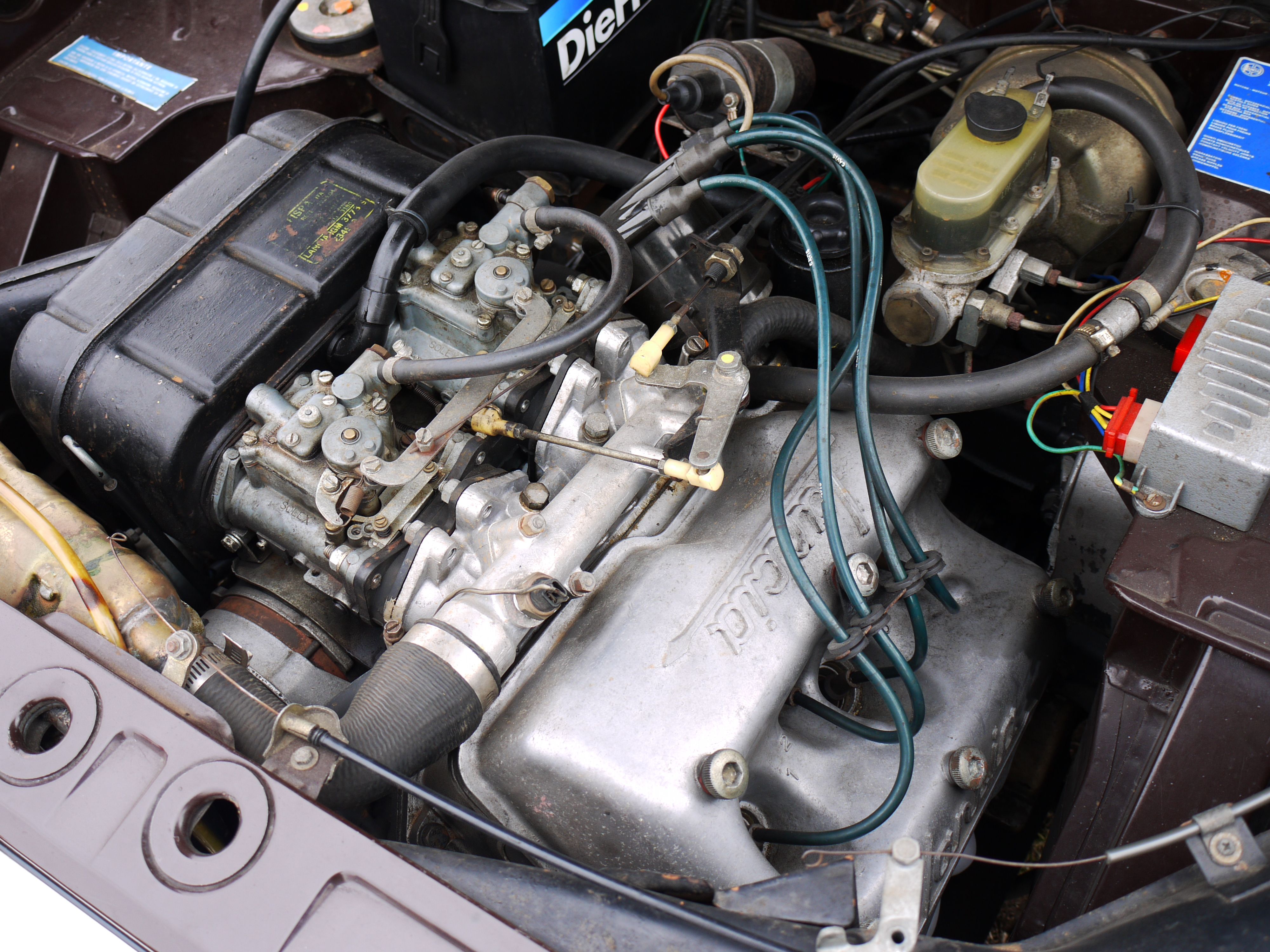Weird Cars and Their Even Weirder Engines