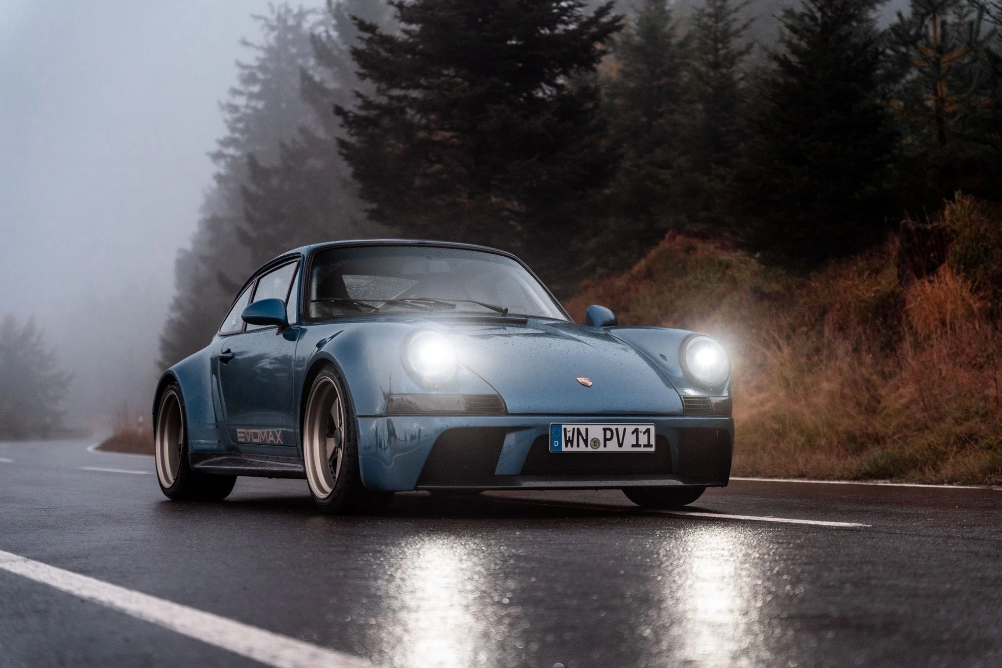 Evomax Challenges the Limitations of What’s Possible With the Porsche 964