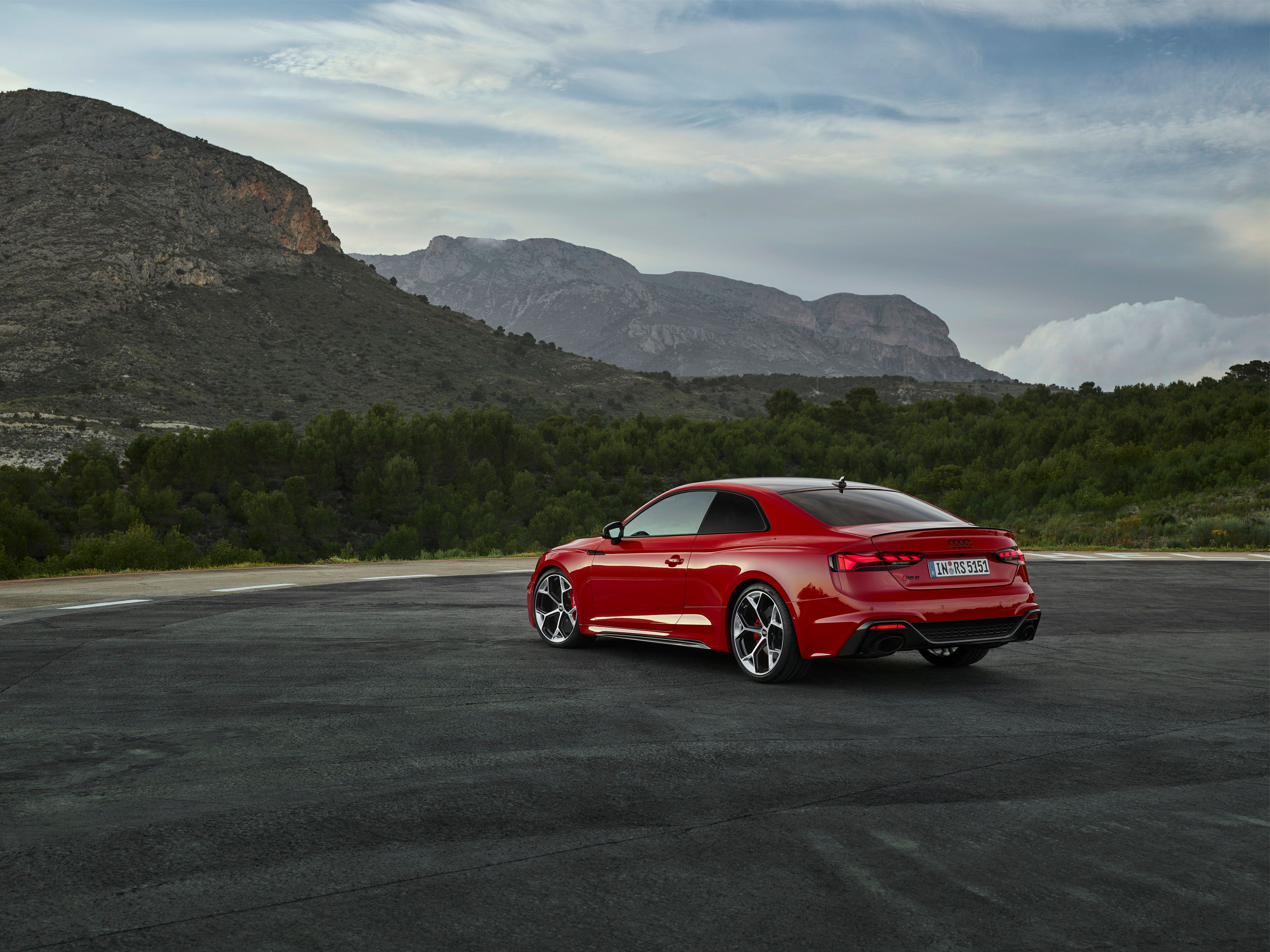 Show Your Dominance with the Audi RS 5 Coupe Competition Package