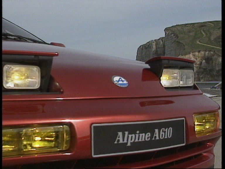 Alpine A610 - Thirty Years of Rear-engined French Goodness
