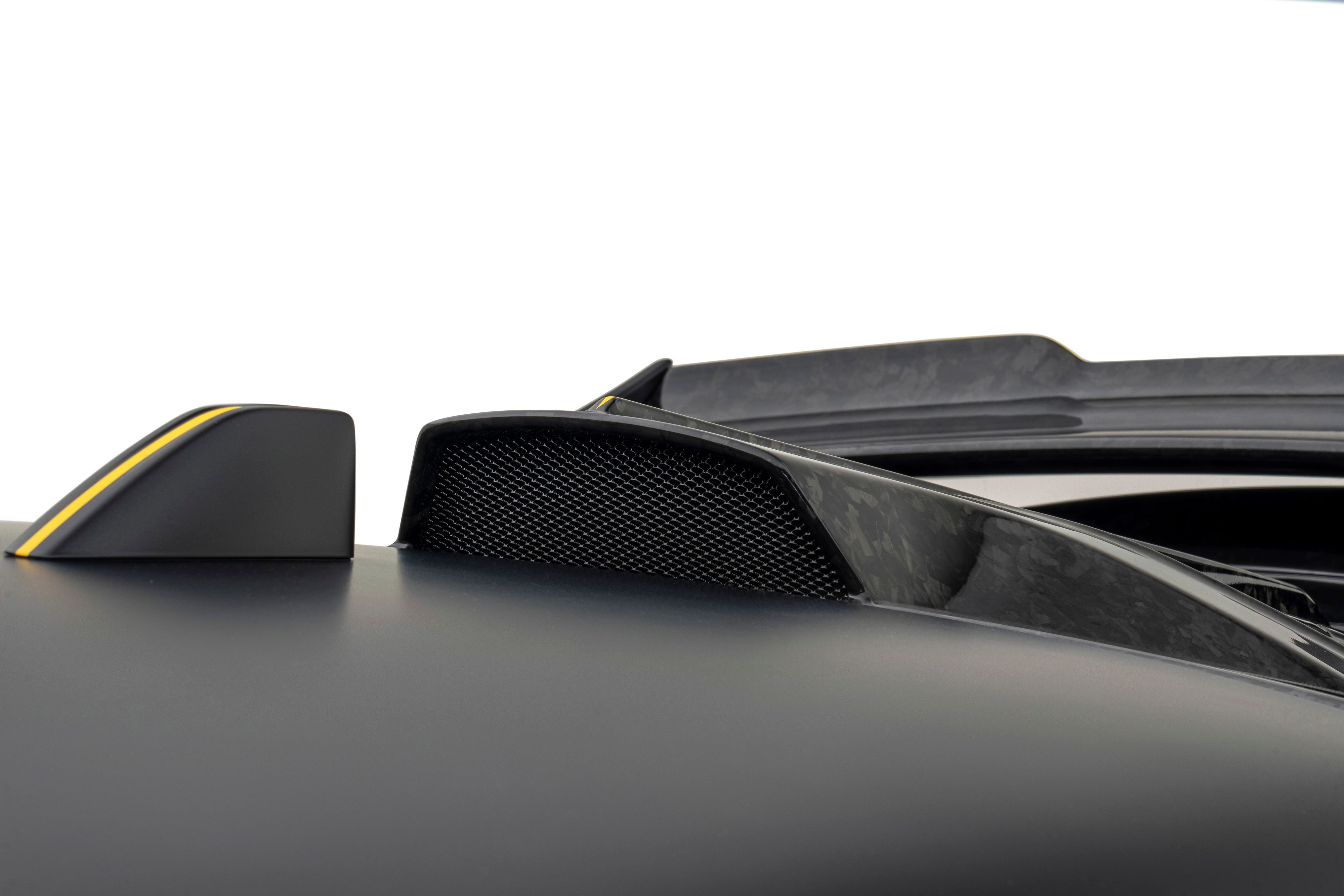 Mansory's F9XX Package Completely Transforms The Look Of The Ferrari SF90