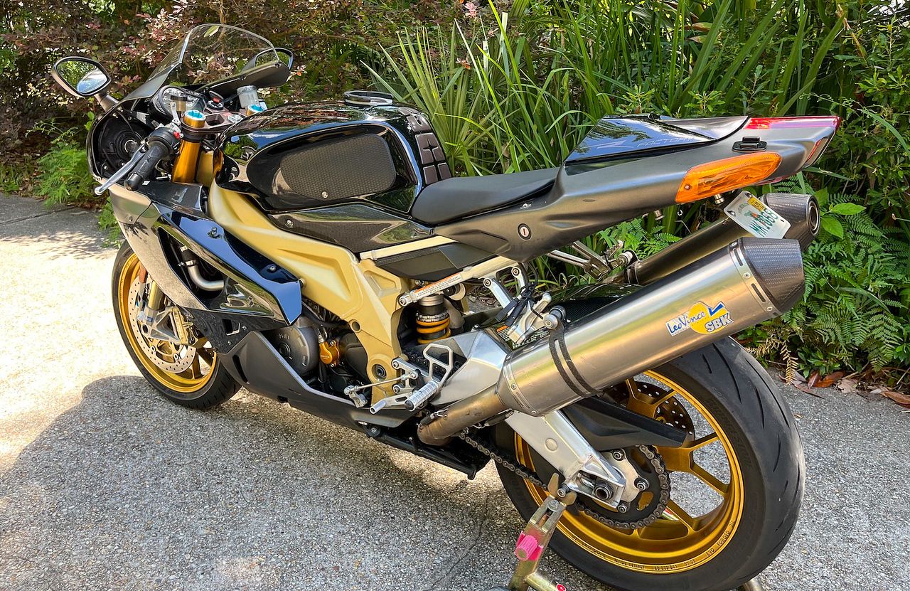 Gold & Bold: ‘07 Aprilia RSV 1000 R Factory Is One Stunner That You Can ...