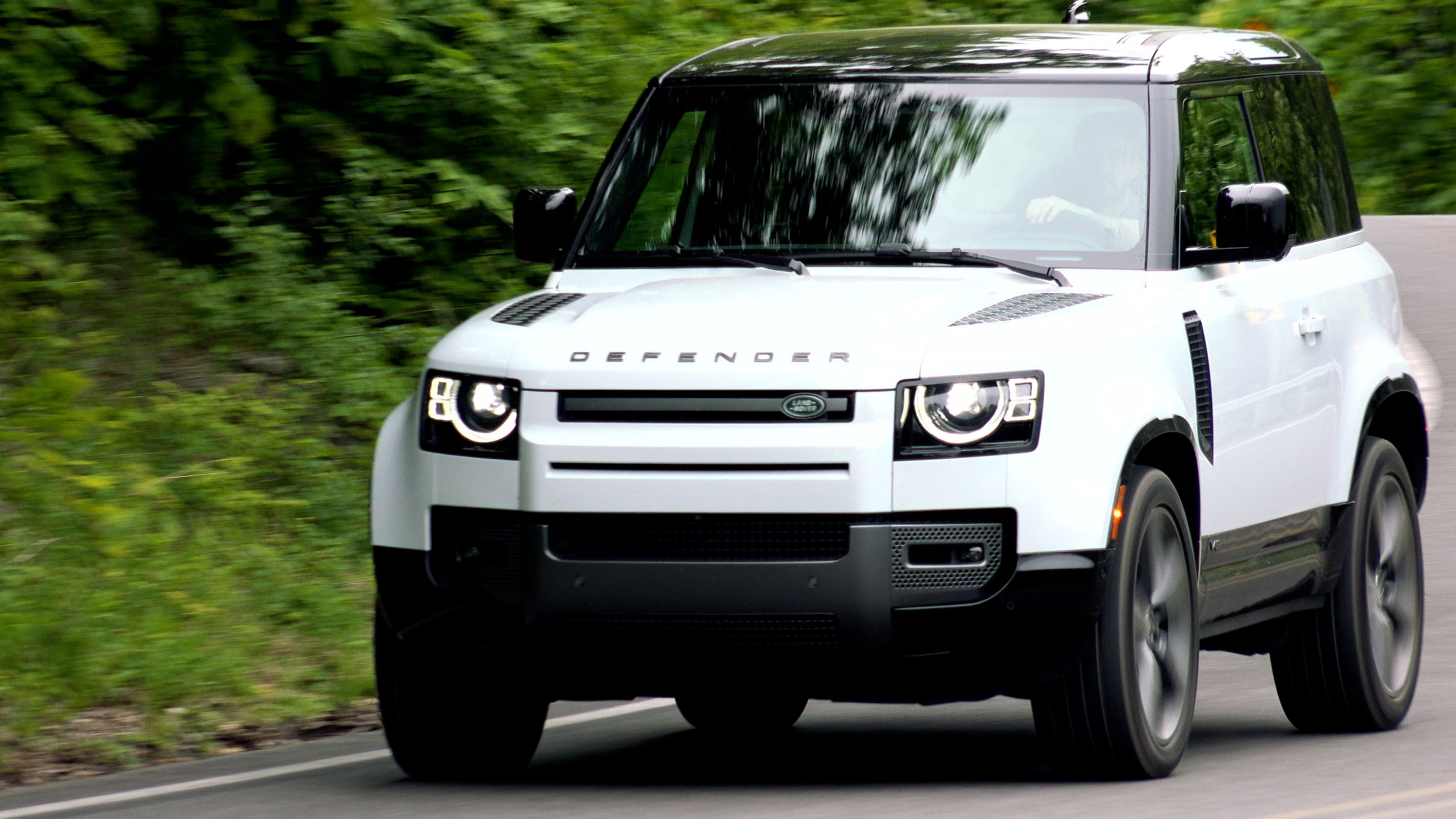 2022 Land Rover Defender 90 V8 Review: Overpowered and Not Without ...