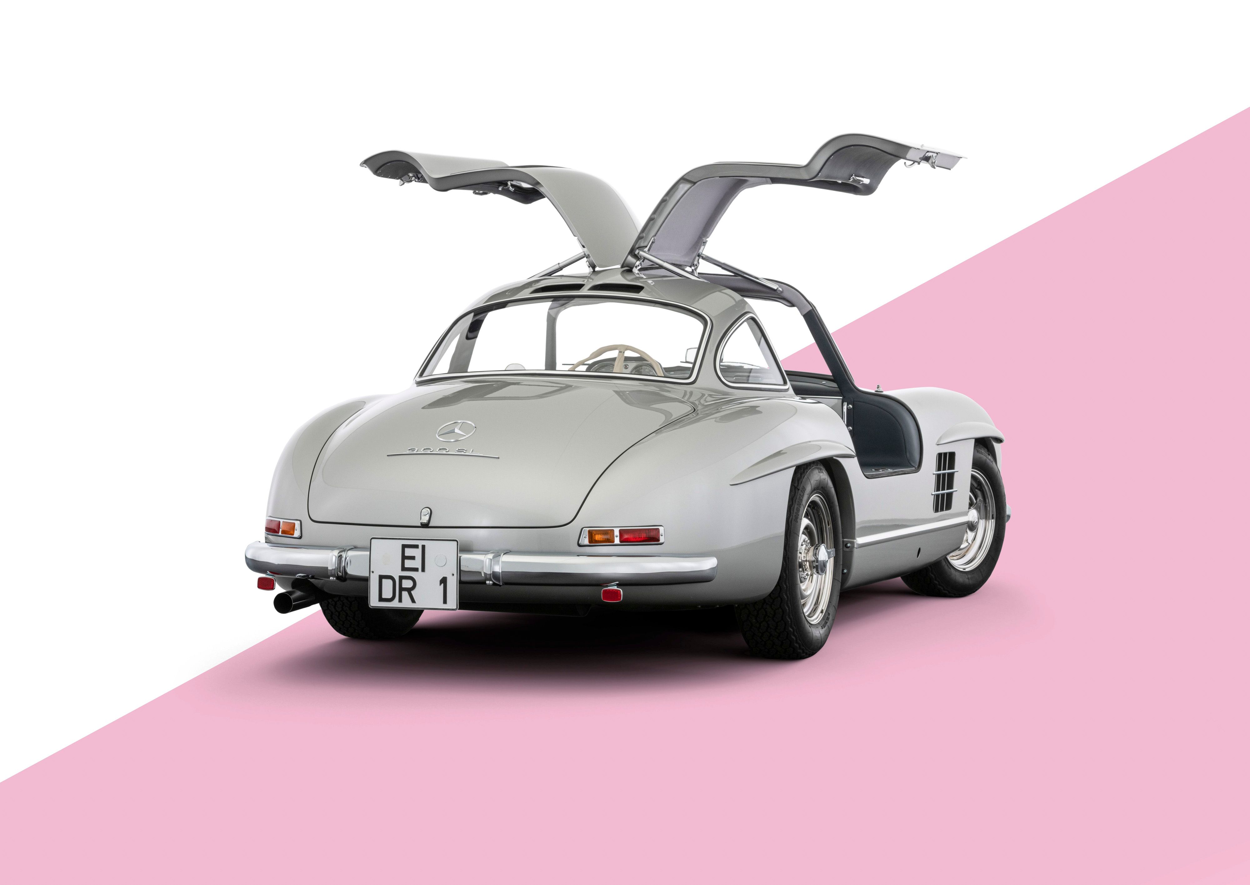 Brabus Restored The Mercedes-Benz 300 SL Gullwing To Perfection