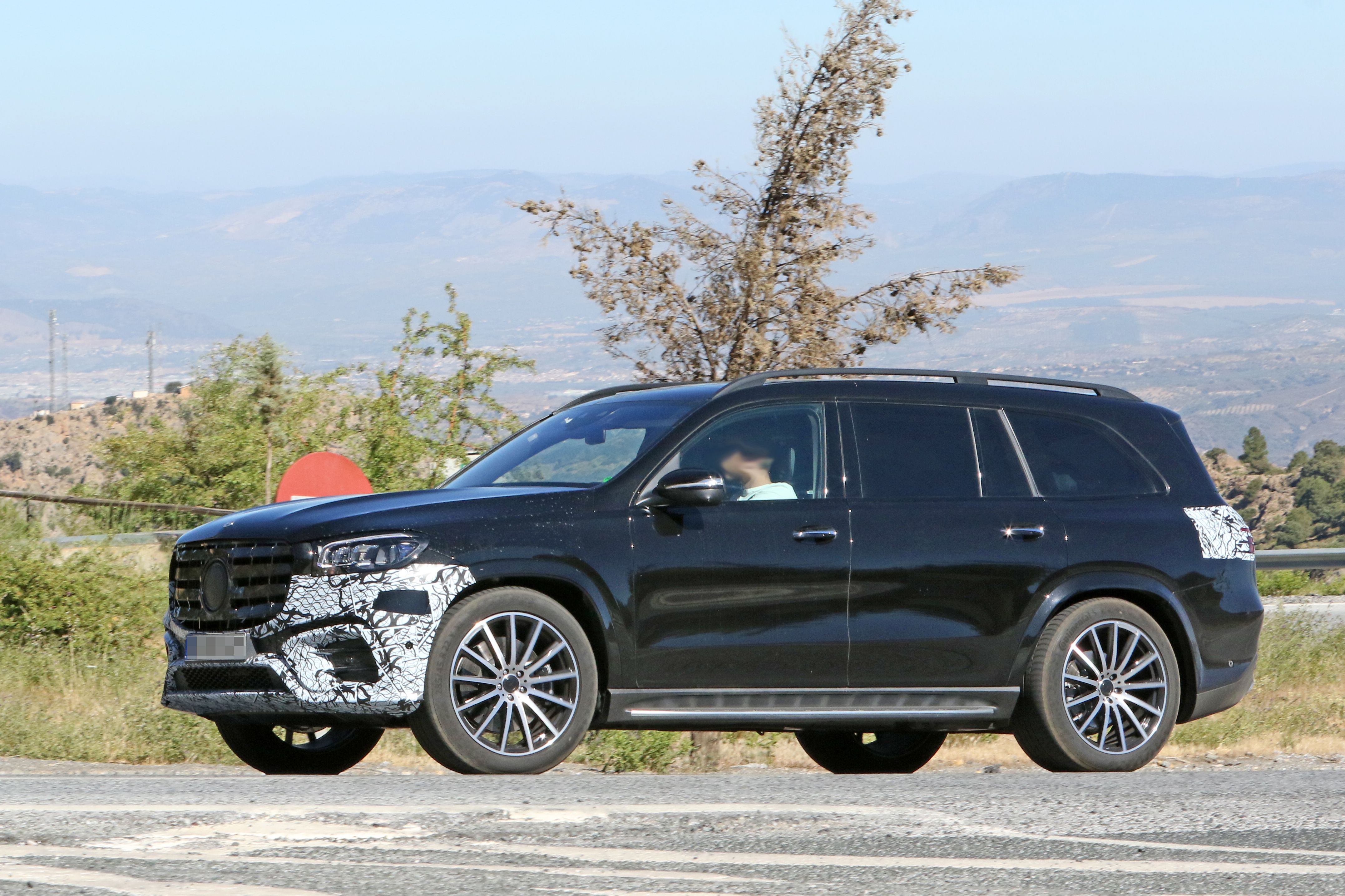 Spy Shots: An Early Look at the 2023 Mercedes GLS Facelift