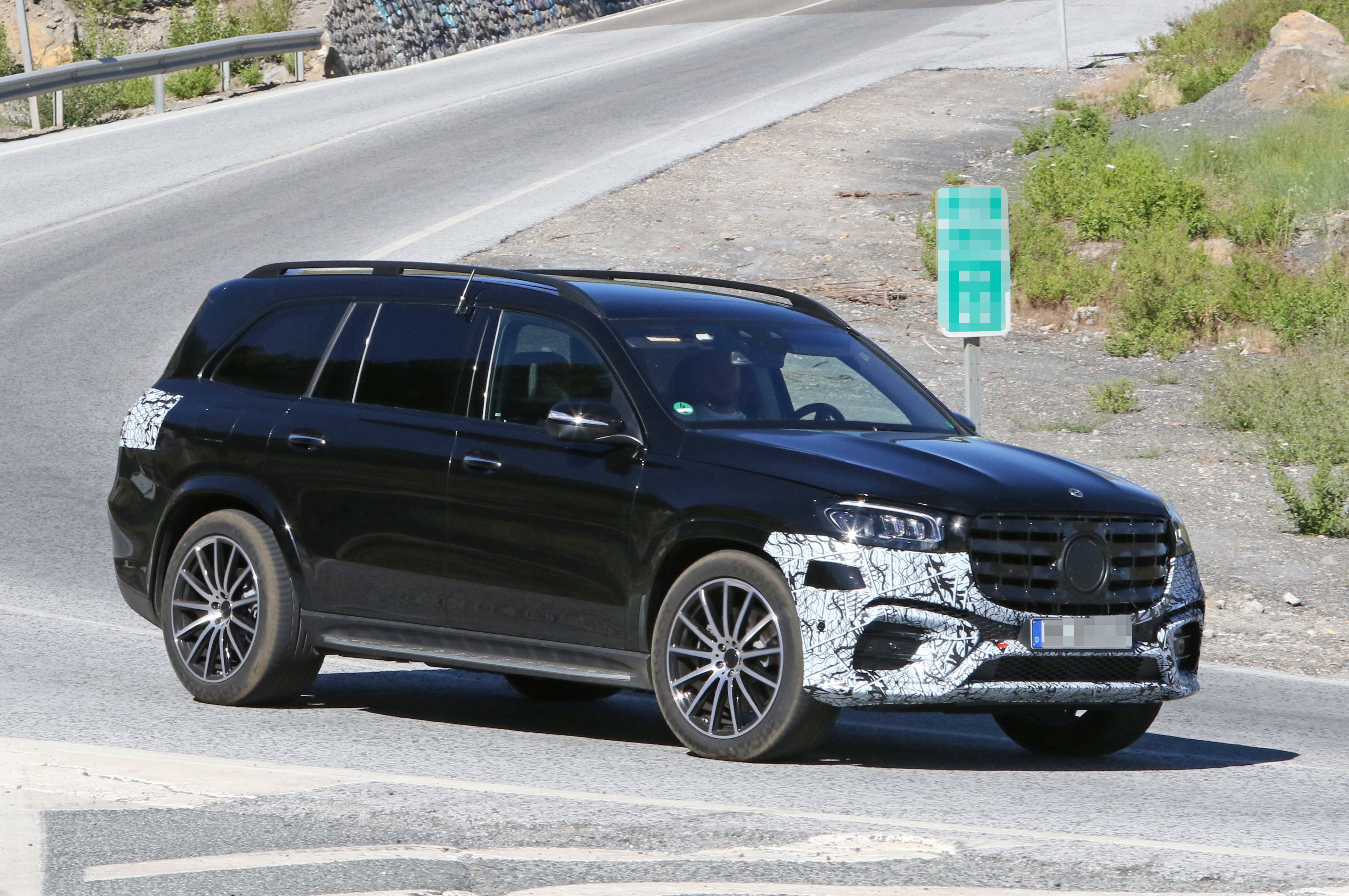 Spy Shots: An Early Look at the 2023 Mercedes GLS Facelift
