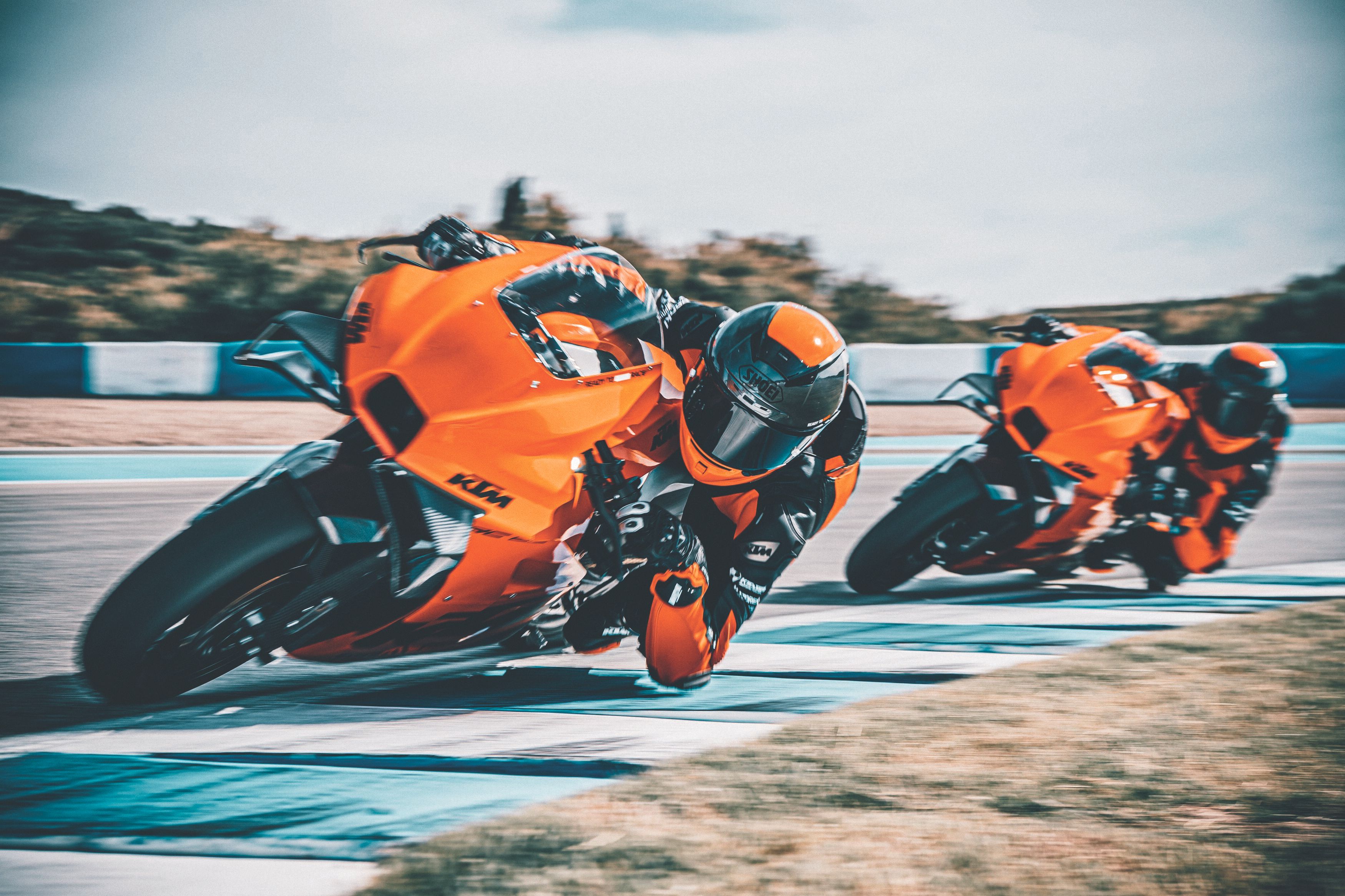 2022 KTM RC 8C - Performance, Price, and Photos