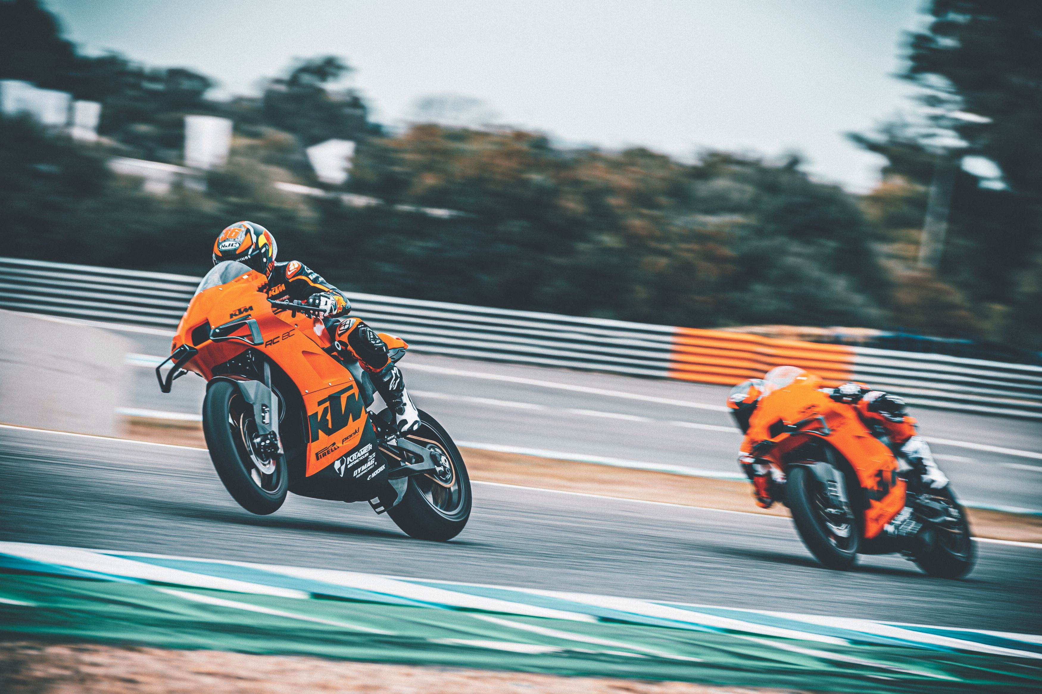 2022 KTM RC 8C - Performance, Price, and Photos