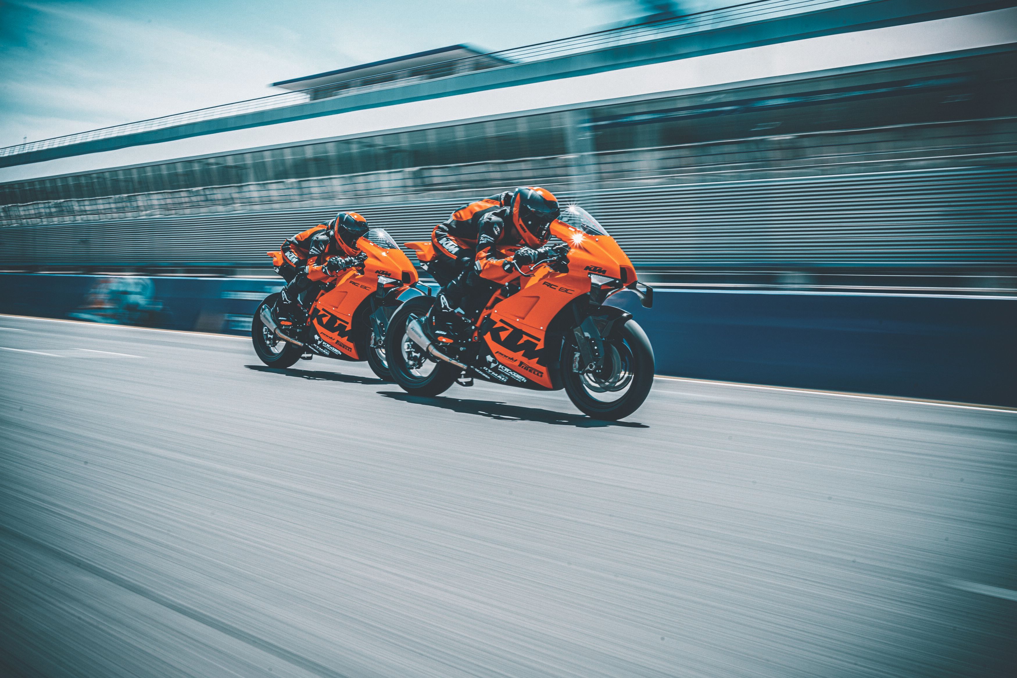 2022 KTM RC 8C - Performance, Price, and Photos