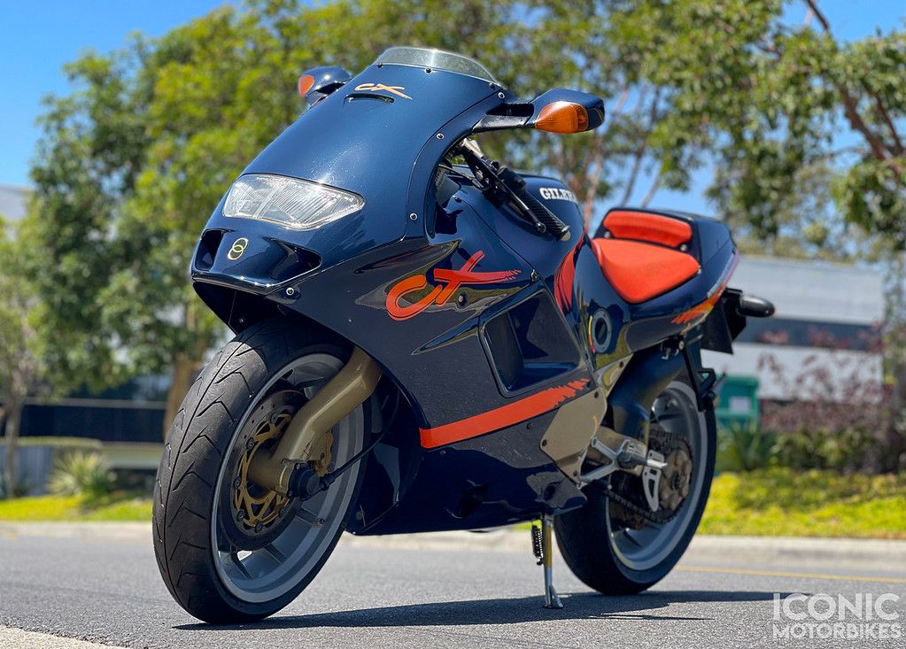 AUCTION: 1991 Gilera CX125 Redefines ‘Back To The Future’ With Its 31-Year-Old Cutting Edge Design
