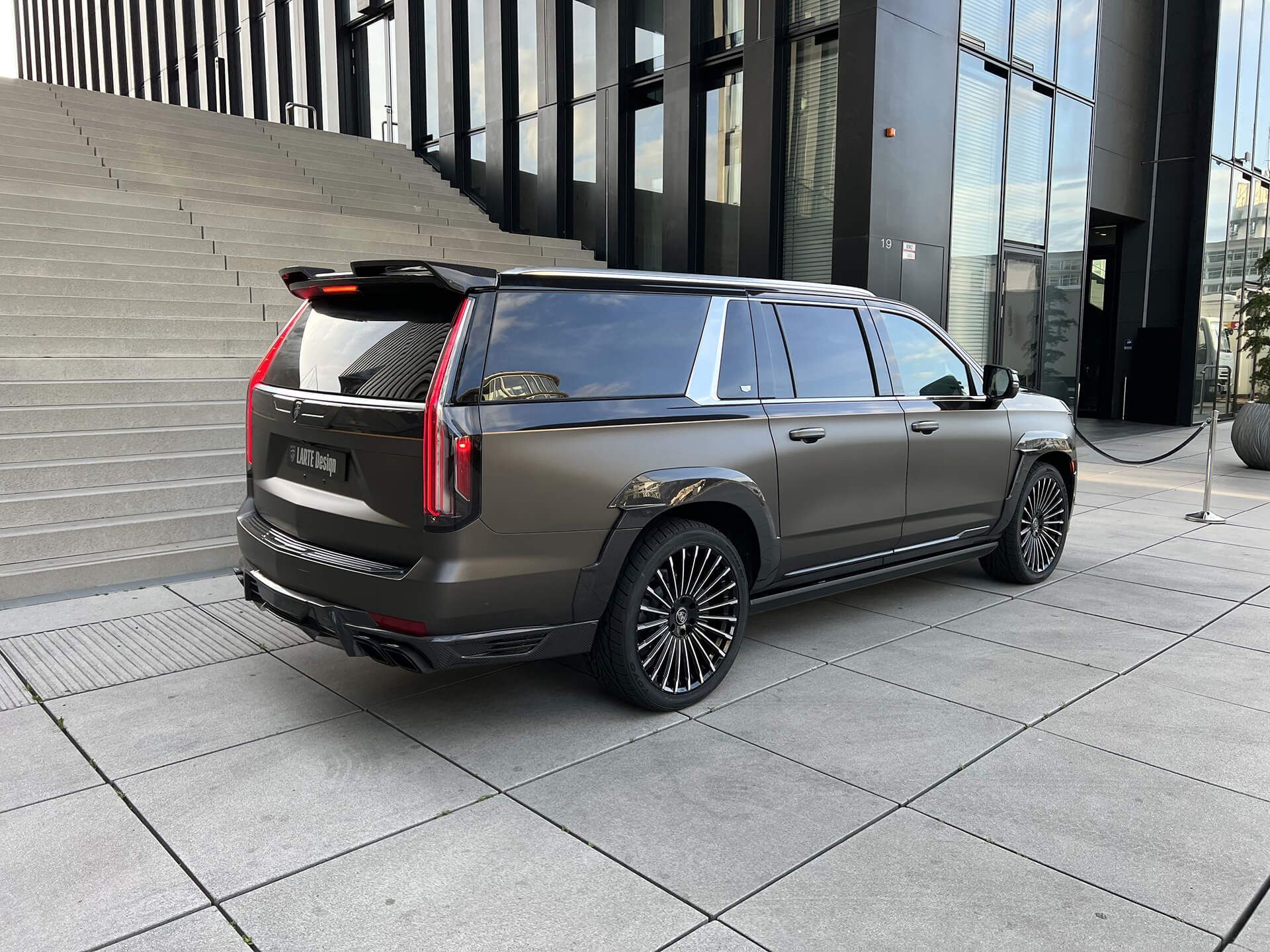 Larte Design Gives The Cadillac Escalade Even More Road Presence