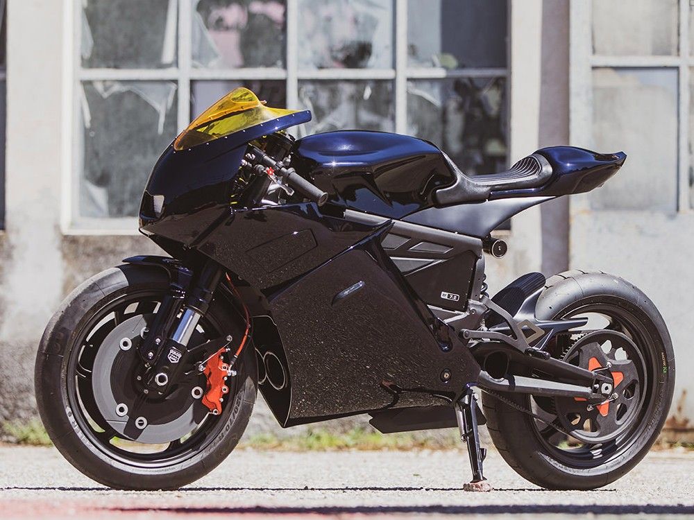 This Custom Electric Sportbike Inspired By The SR-71 Blackbird Is Just ...