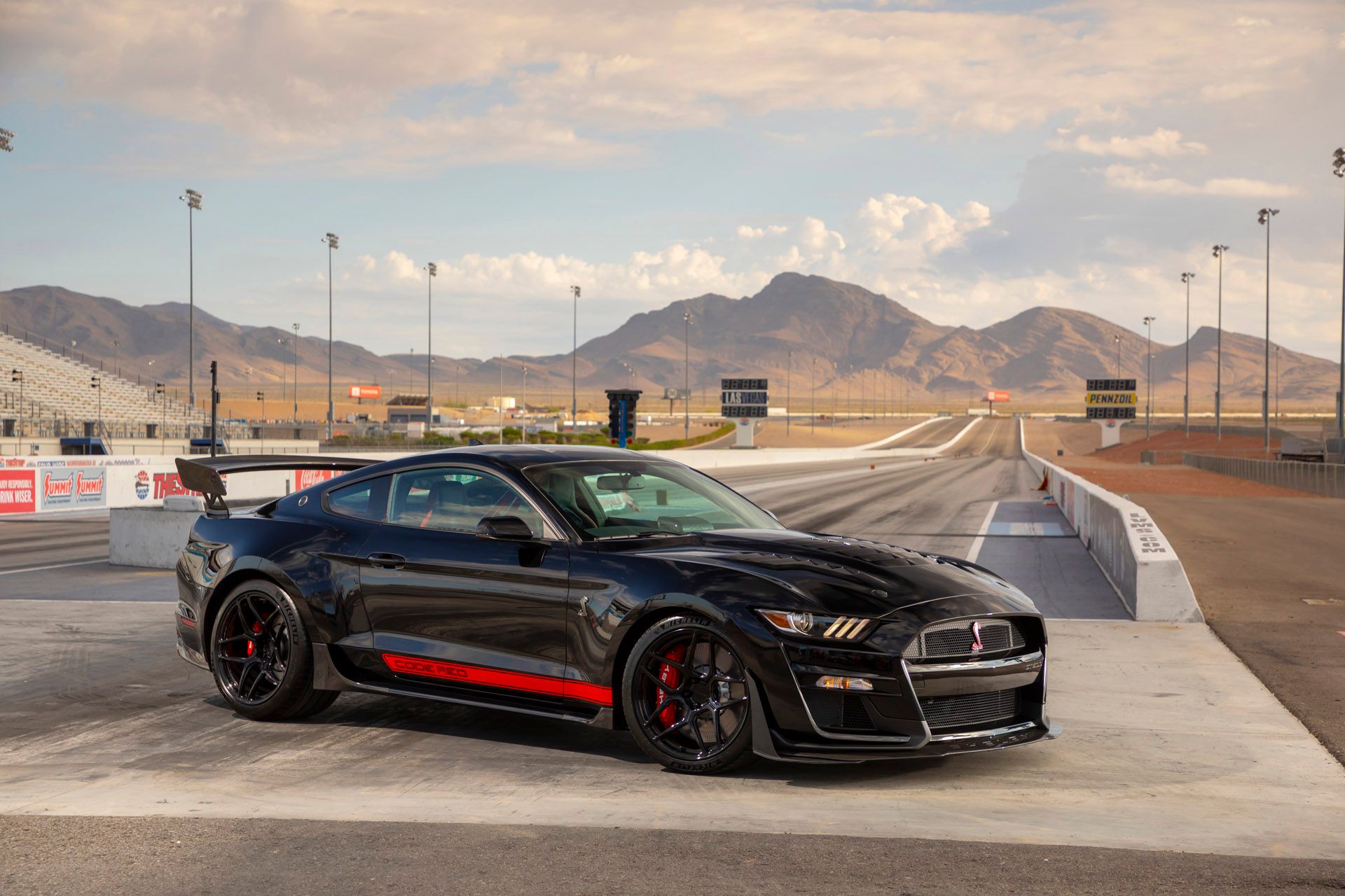 The Shelby Mustang GT500 Code Red Is A 1,300HP Beast With a Major ...