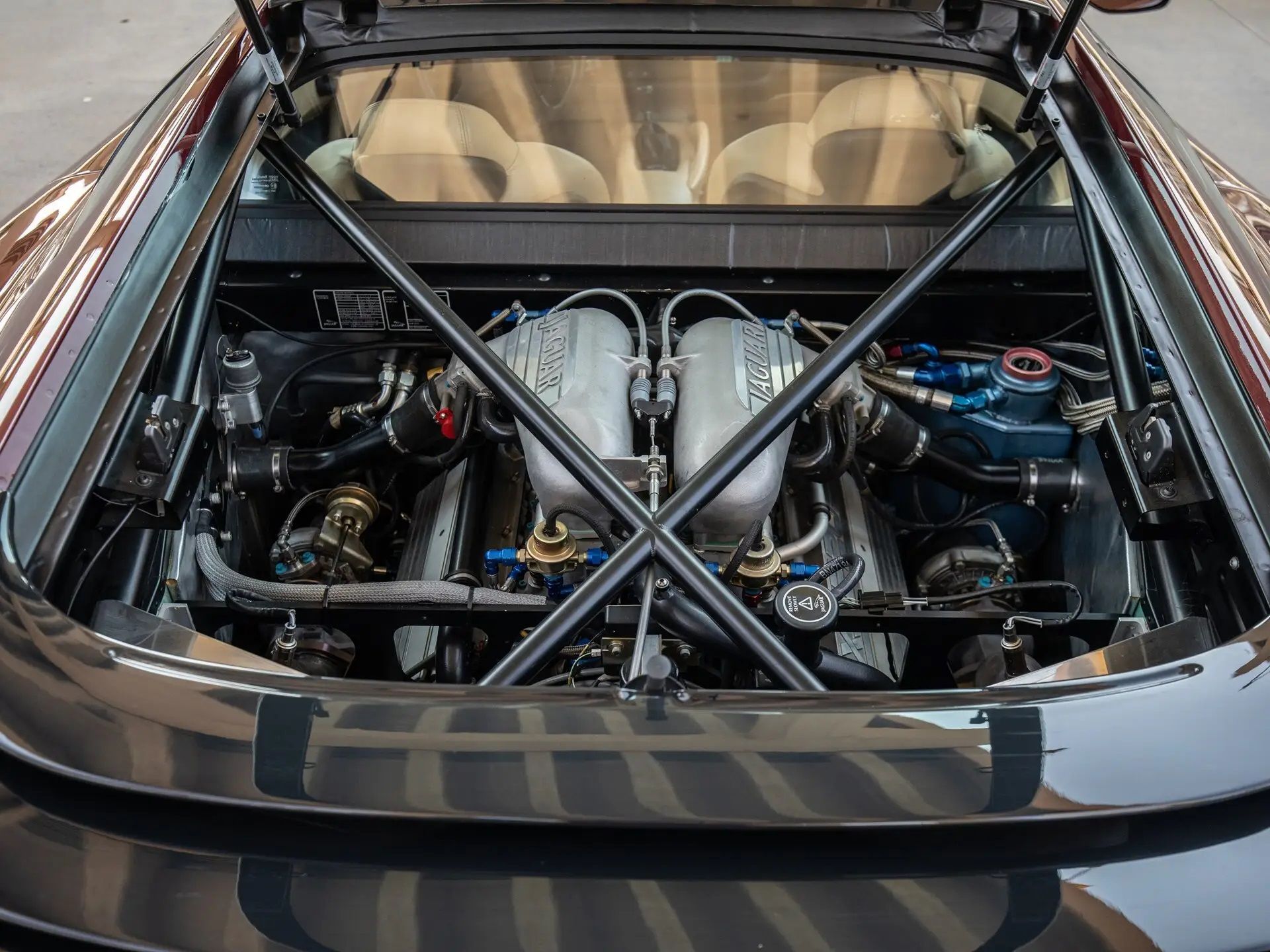 This 1993 Jaguar XJ220 Supercar Was Birthed To Compete with the Porsche 959