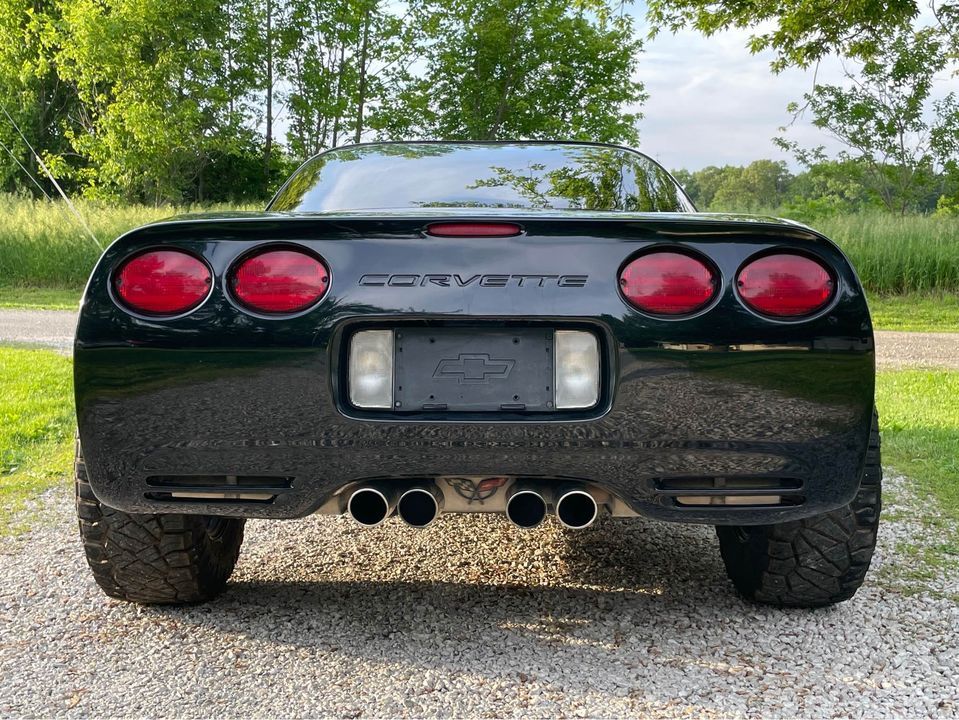 This Lifted C5 Corvette is Peak American Craziness
