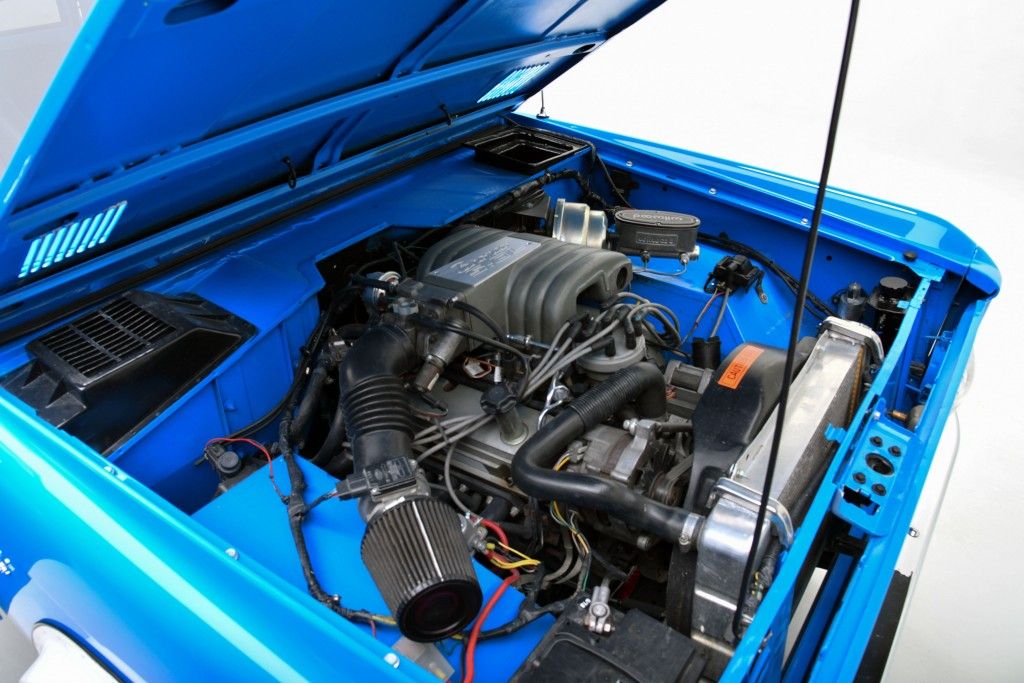 The 1967 Ford Bronco Proves You Can Blend Old-School With Modern ...
