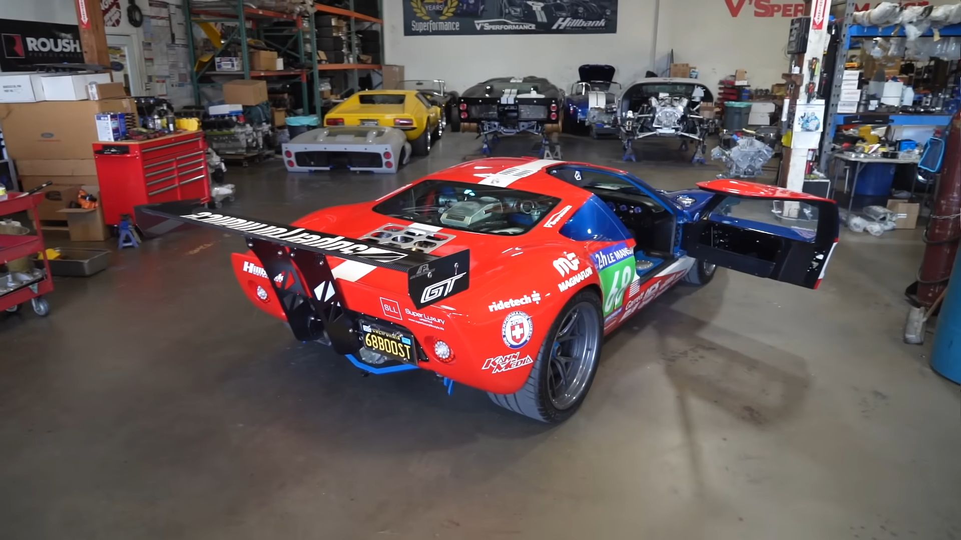 This Ford GT40 Restomod Combines Classic Race Car Looks With a Modern ...