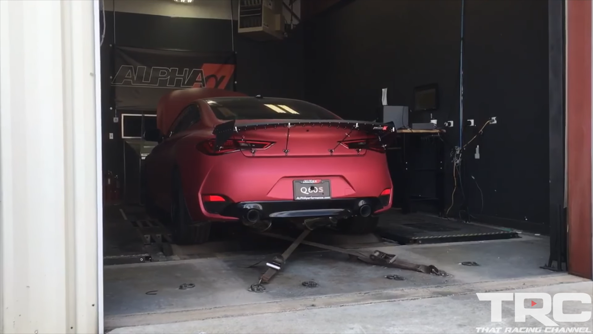 Watch As The World's Fastest Infiniti Q60 Blasts Down The Quarter-Mile