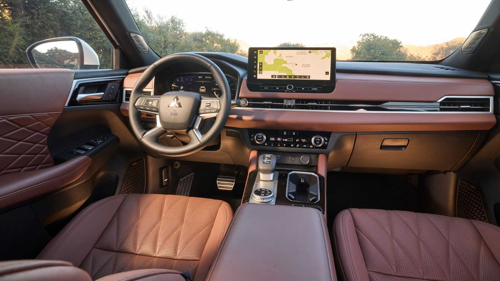 The Mitsubishi Outlander Gets Smarter With New Mild Hybrid And PHEV Tweaks