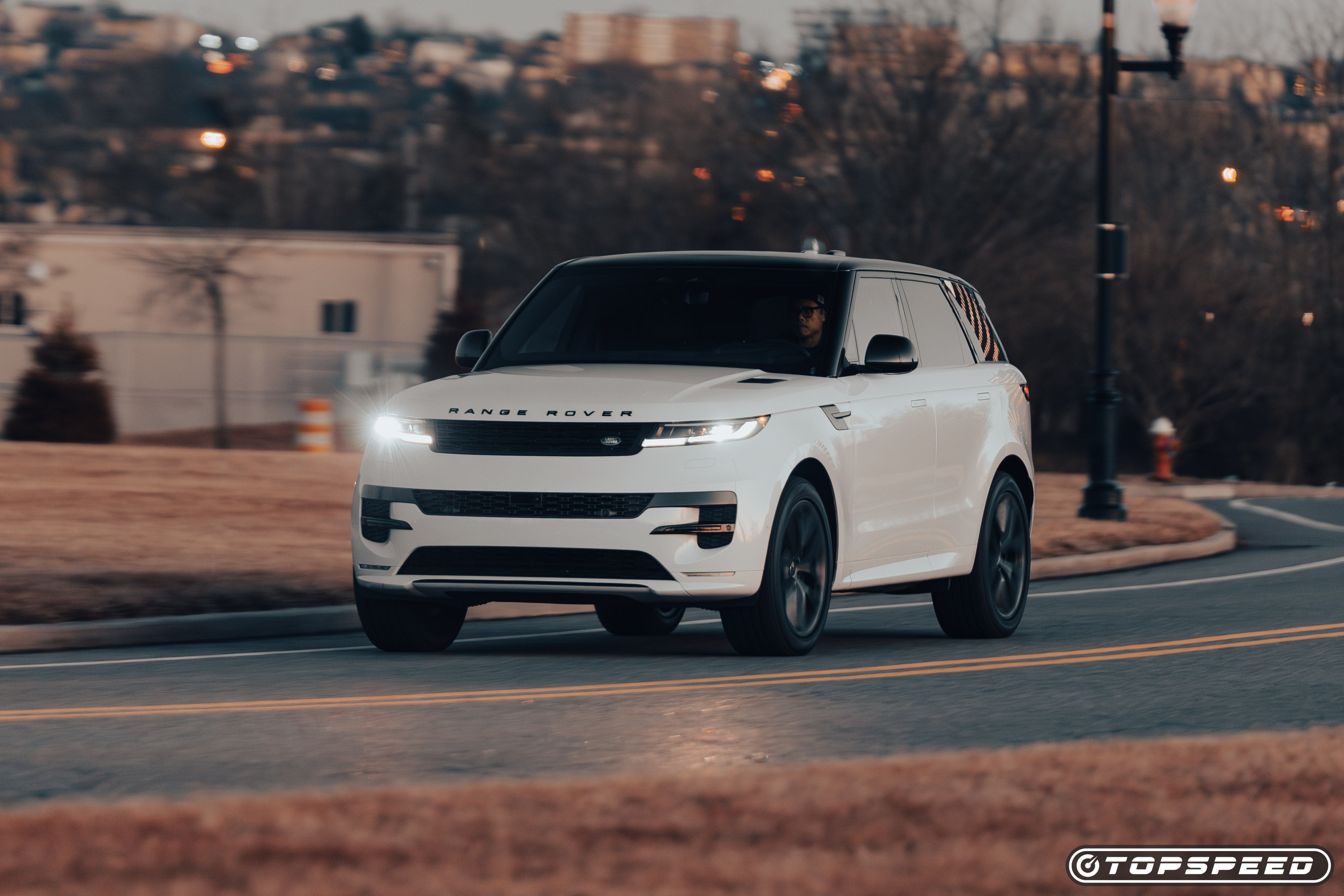 2024 Range Rover Sport Dynamic SE P400 Review: The "Lite" Version for ...