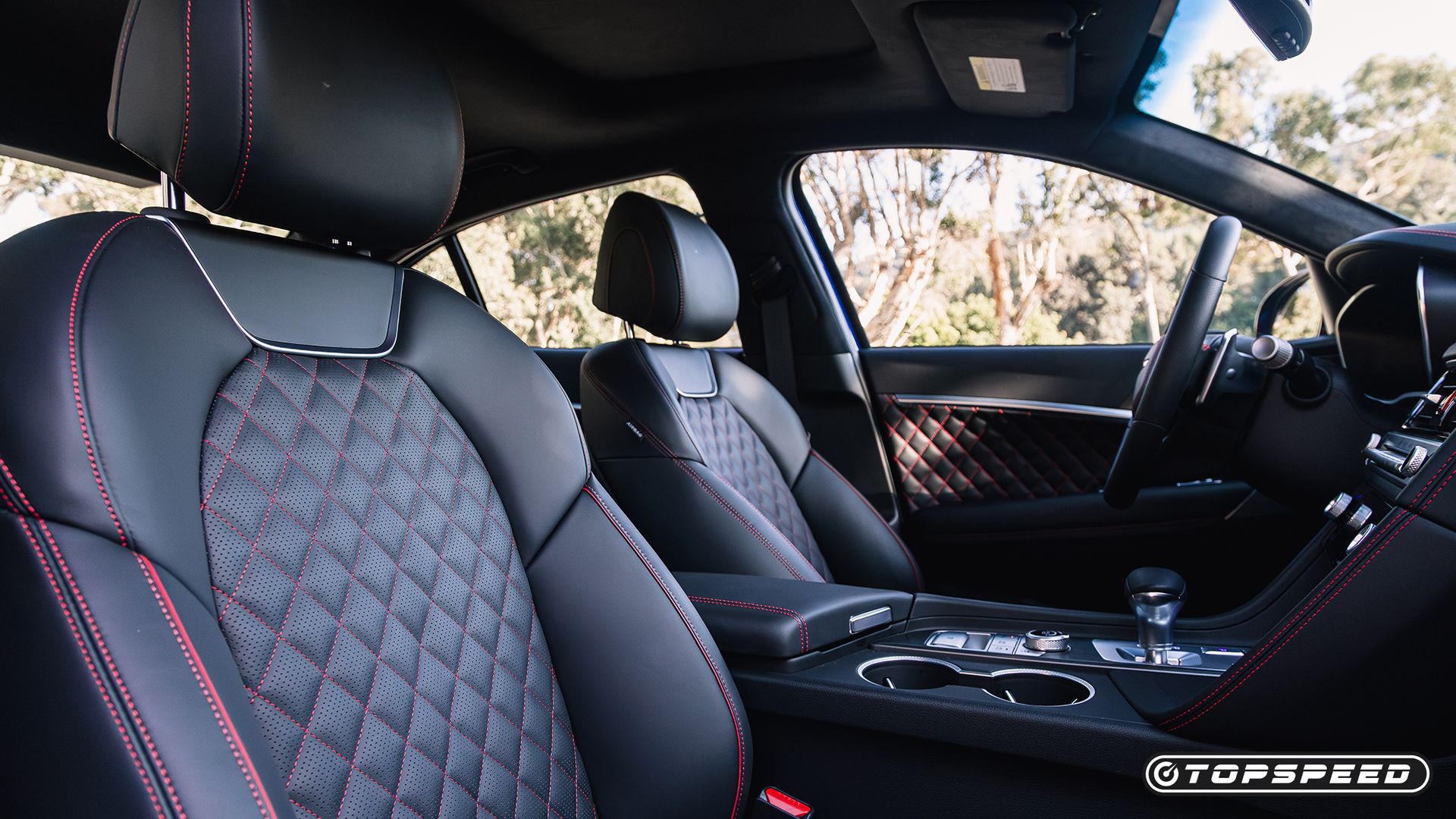 2025 Genesis G70 Interior And Exterior Picture Gallery