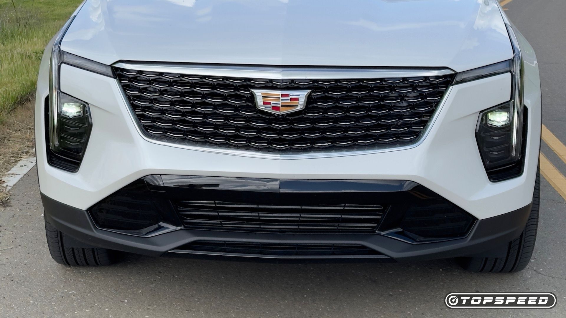 2024 Cadillac XT4 Premium Luxury Review - Small in Size But Is It a ...