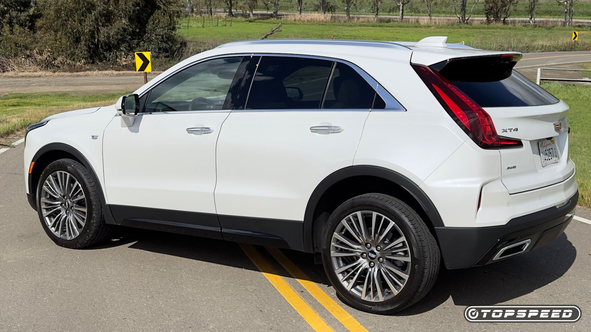 2024 Cadillac XT4 Premium Luxury Review - Small in Size But Is It a ...
