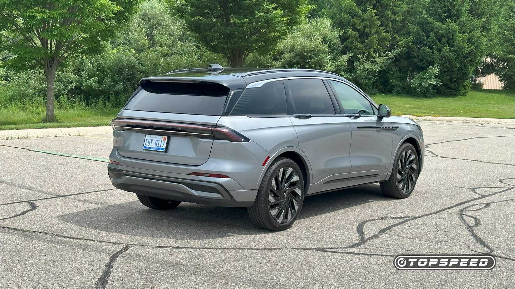 Hot Take: The 2025 Lincoln Nautilus Hybrid Looks Absolutely Fantastic