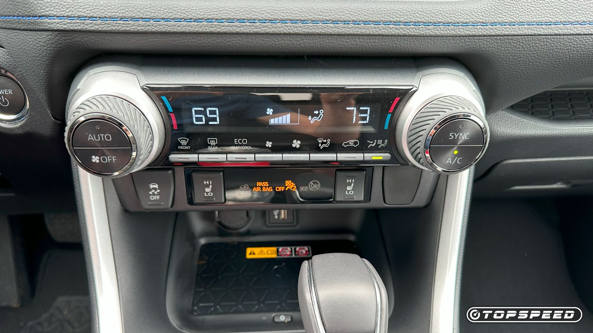 2025 Toyota RAV4 Hybrid XSE All-Wheel Drive Overview: Grasp Of ...