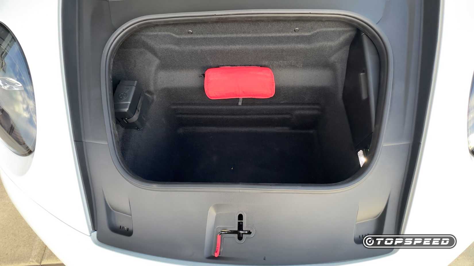 2025 Porsche 911 Carrera Overview: Luxurious, Efficiency and Refinement ...